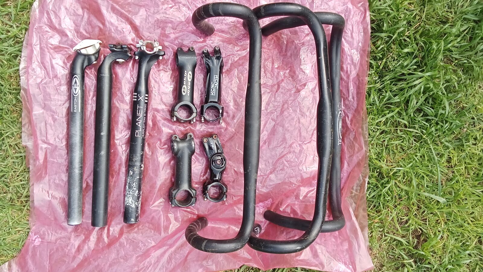 Handlebars,stems and seatpost | Handlebars | Bike Hub