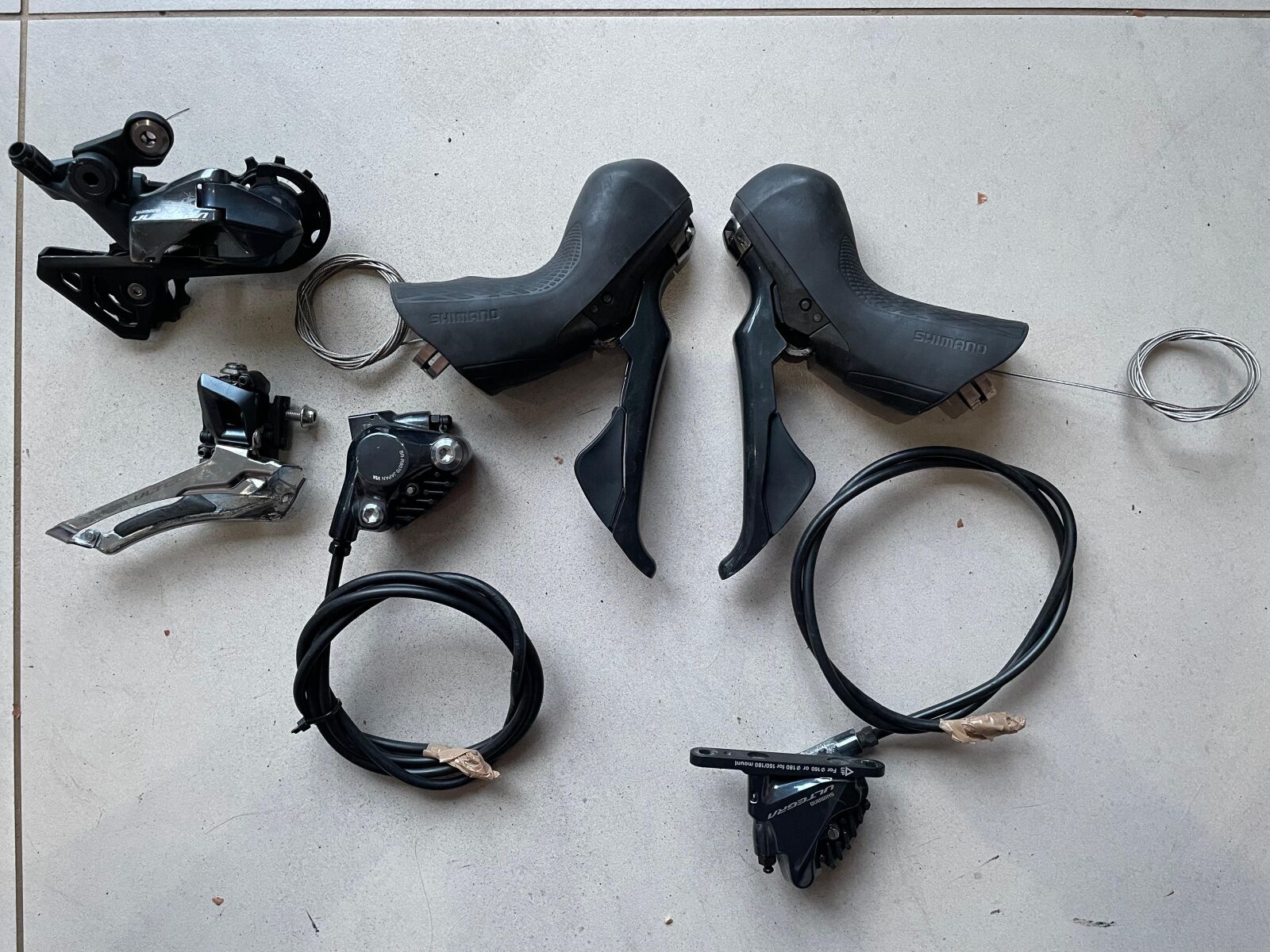 Shimano Ultegra Groupset R8000 | Complete Groupsets | Bike Hub