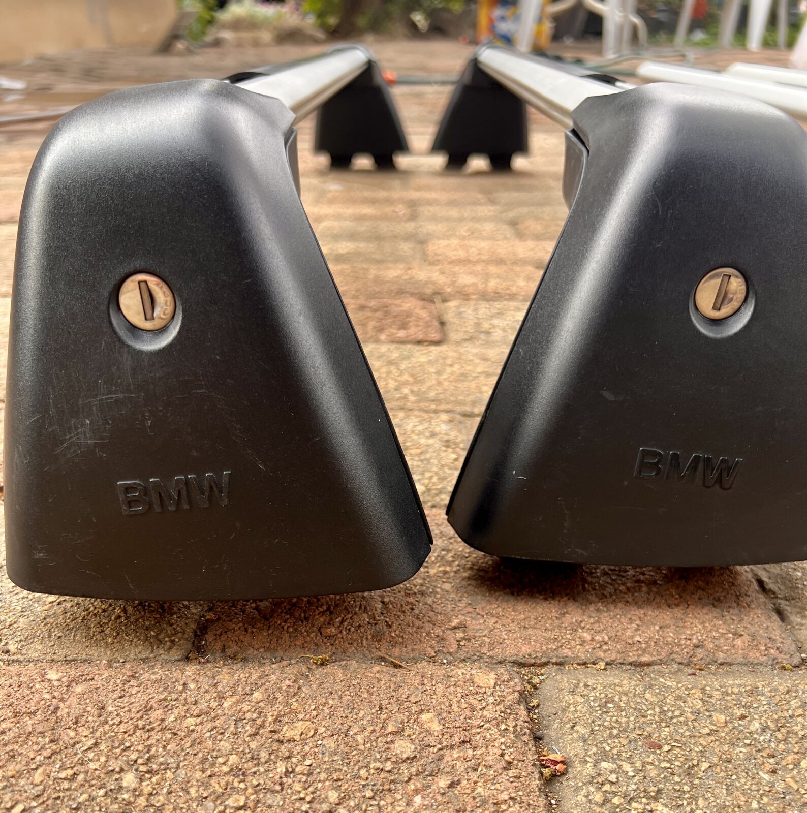 Thule Wing bars for sales | Bike Racks | Bike Hub
