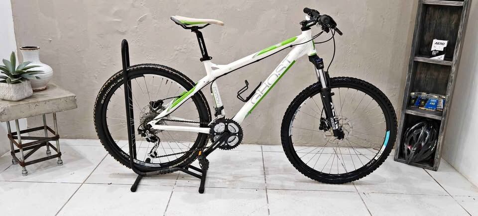 Ghost SE7000 MTB | Hardtail Mountain Bikes | Bike Hub