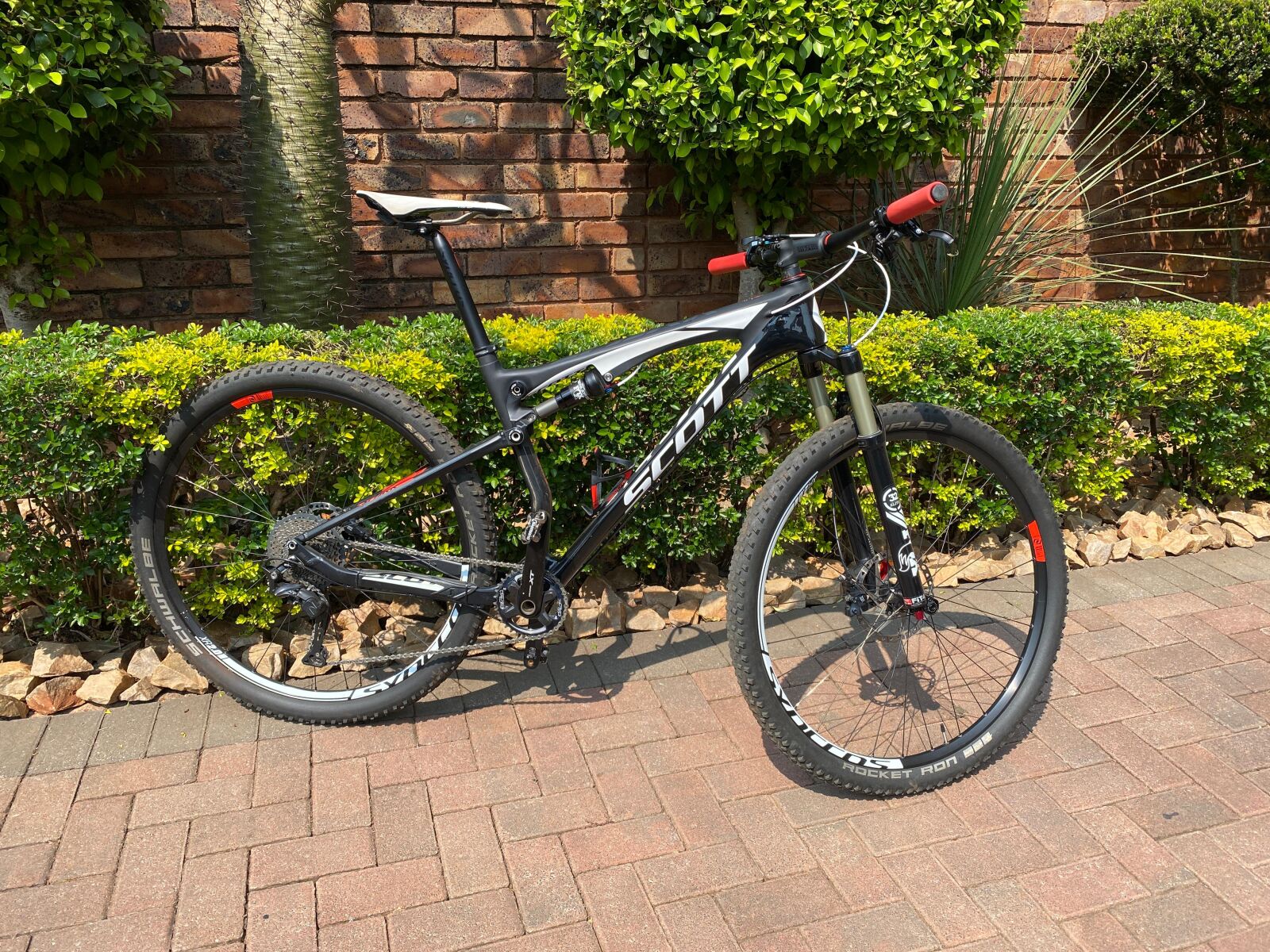 Scott Spark 910 | Dual Suspension Mountain Bikes | Bike Hub