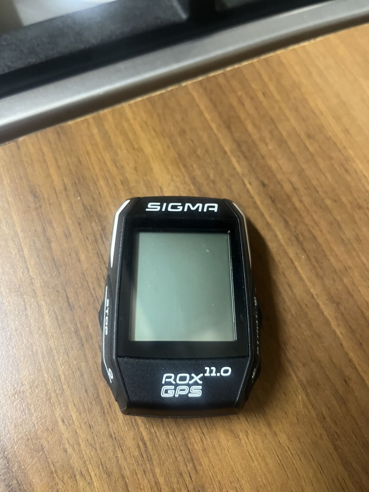 Sigma Rox 11 GPS & HRM | Computers & GPS | Bike Hub