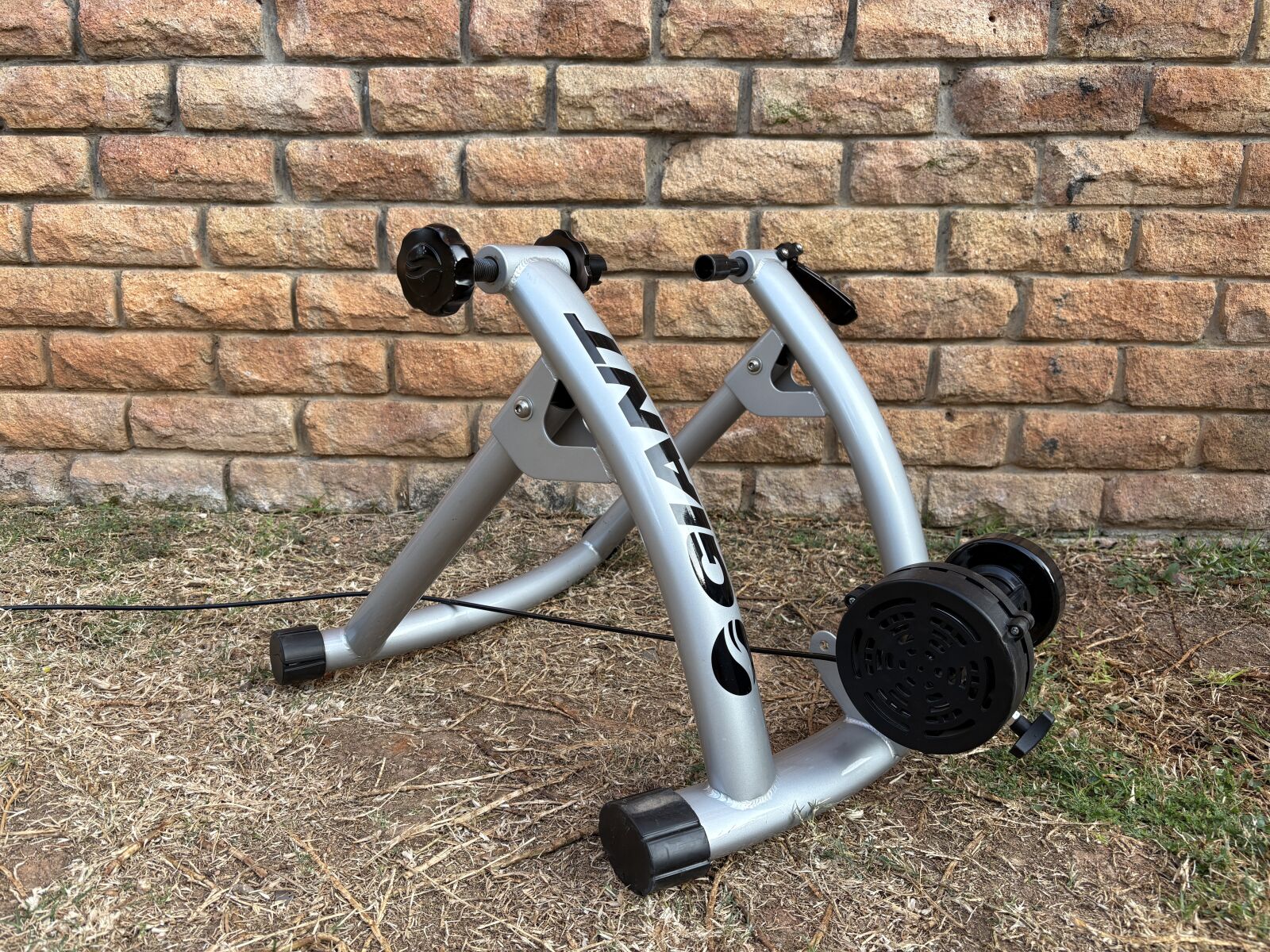 Giant Cyclotron Mag Indoor Trainer | Indoor Trainers & Accessories ...