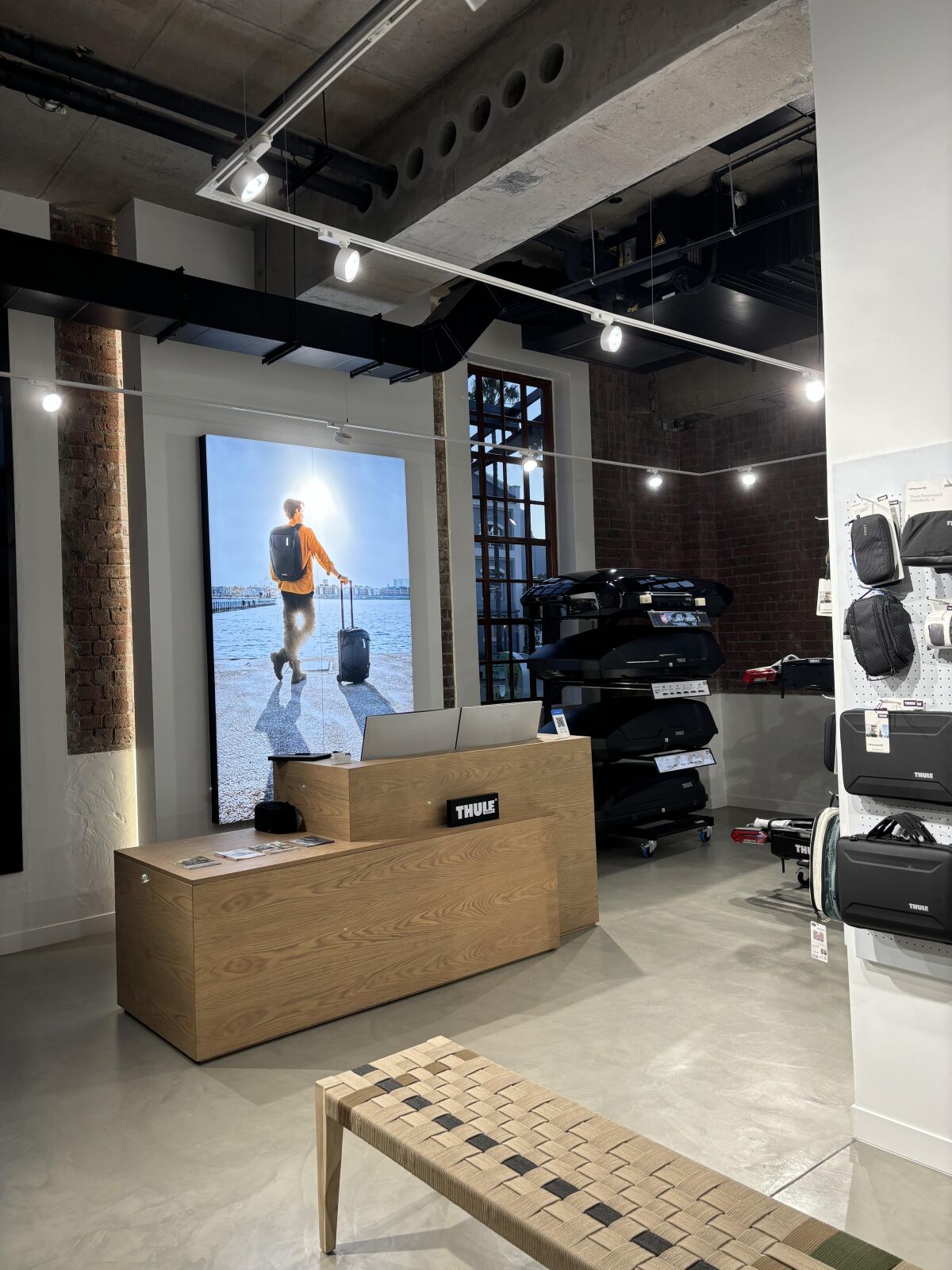 Thule Store Waterfront Sales assistant | Jobs | Bike Hub