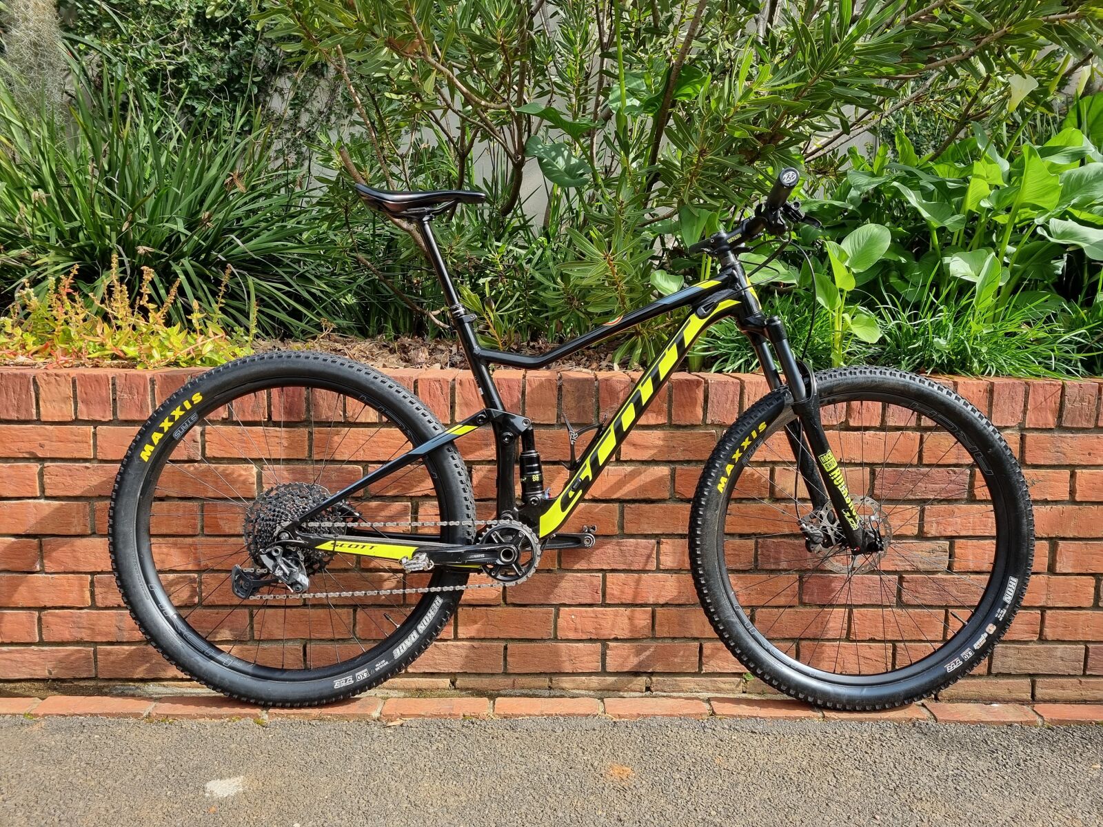 Scott Spark 970 Dual Suspension Large | Dual Suspension Mountain Bikes ...