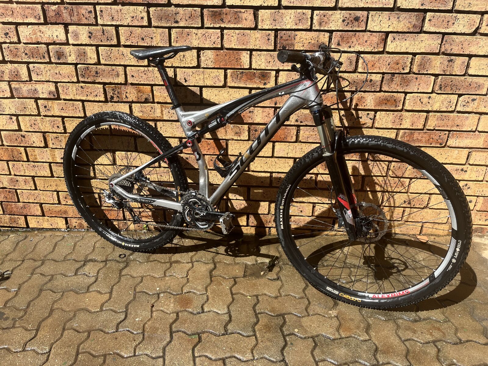 Scott Spark Elite 29 | Dual Suspension Mountain Bikes | Bike Hub