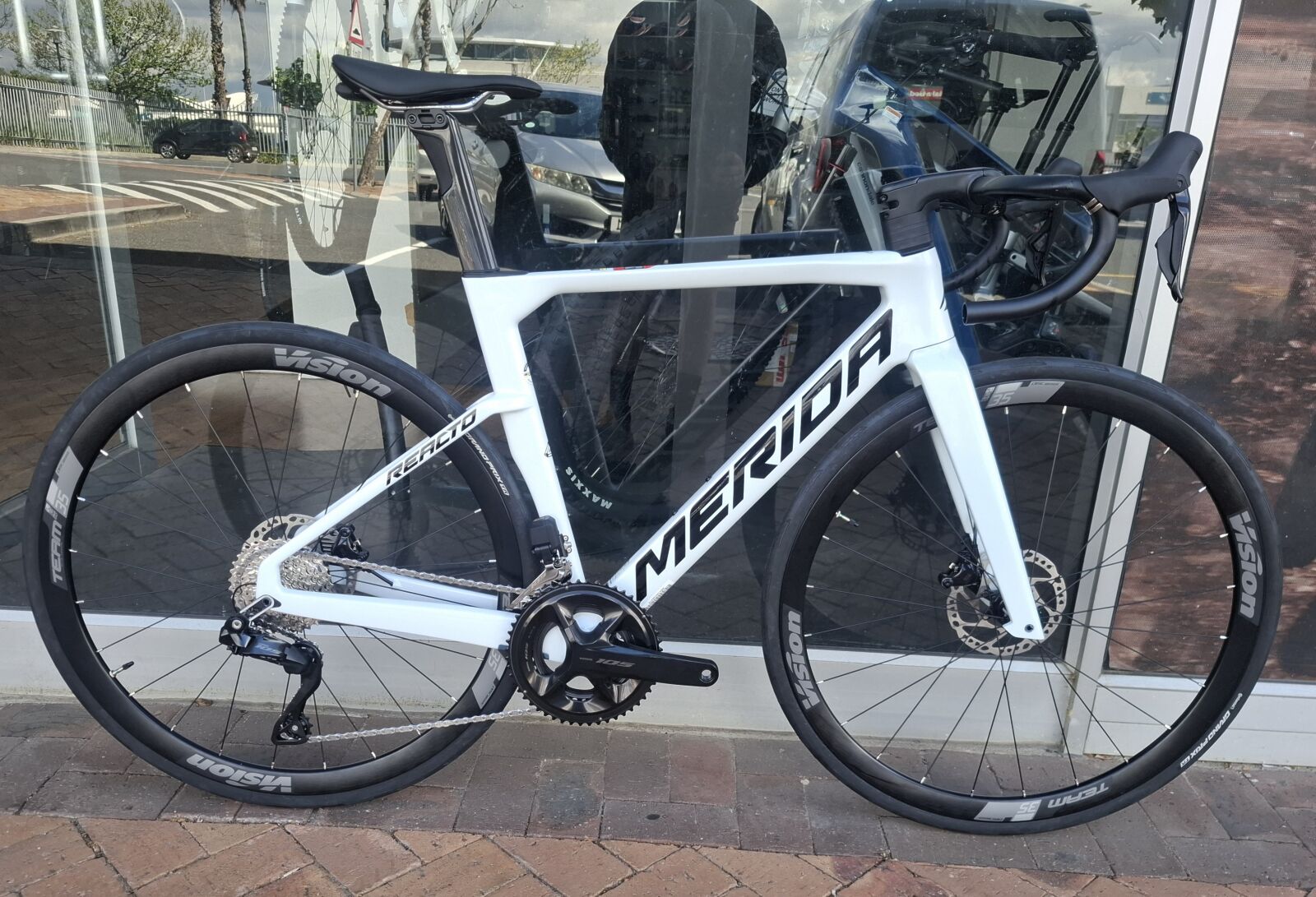 Merida Reacto 5000 | Road Bikes | Bike Hub