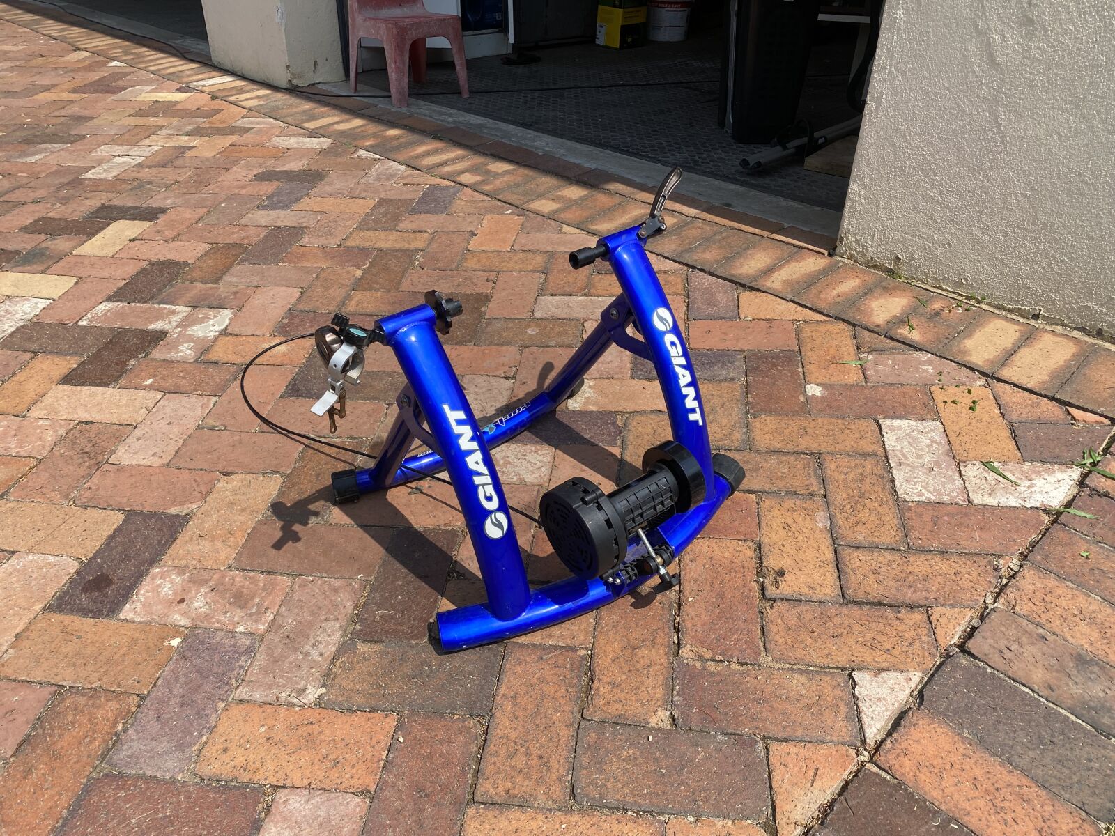 Giant Cyclotron Mag | Indoor Trainers & Accessories | Bike Hub