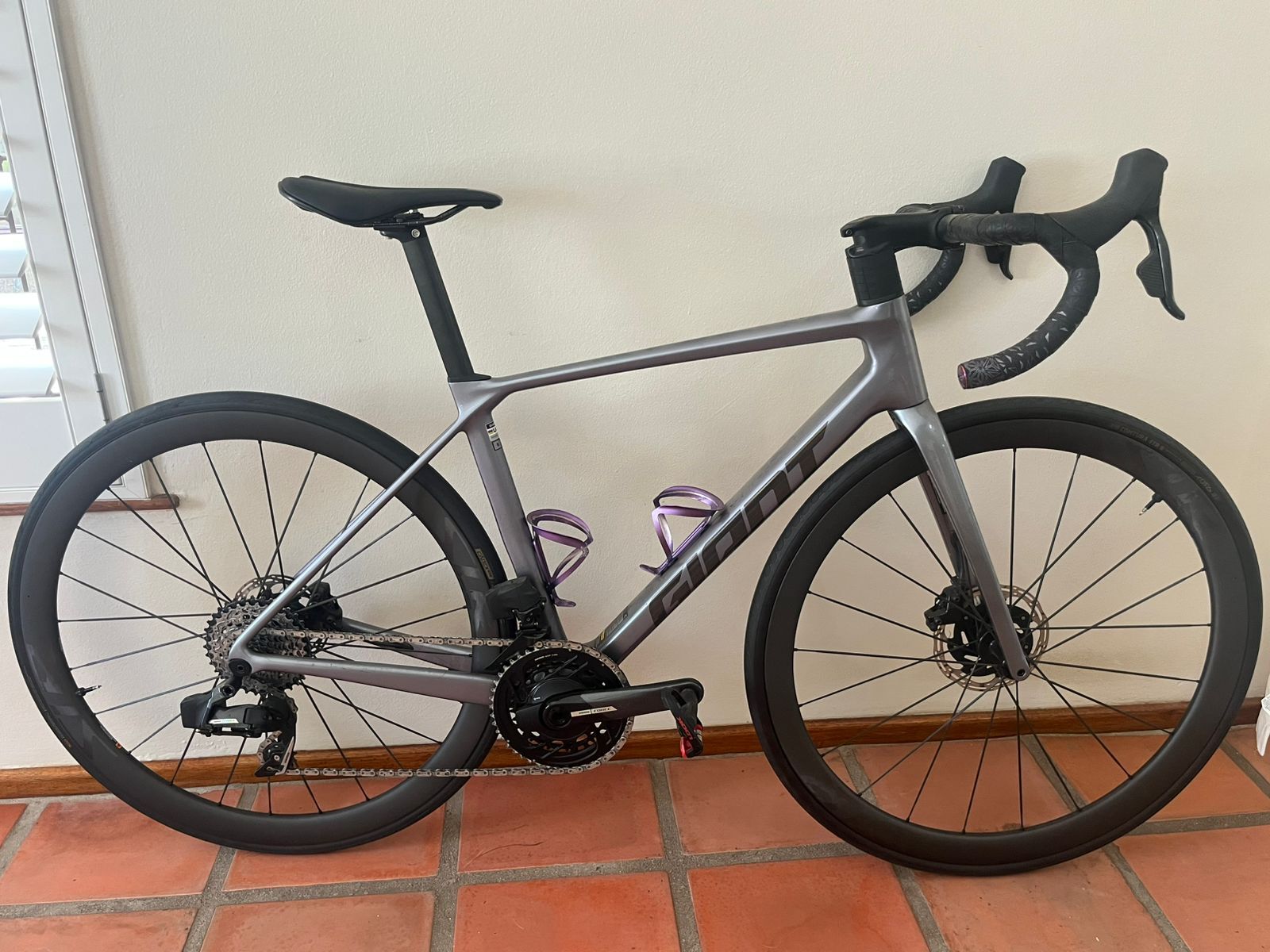 GIANT TCR 2025 Advanced Pro 0 AXS (small) | Road Bikes | Bike Hub