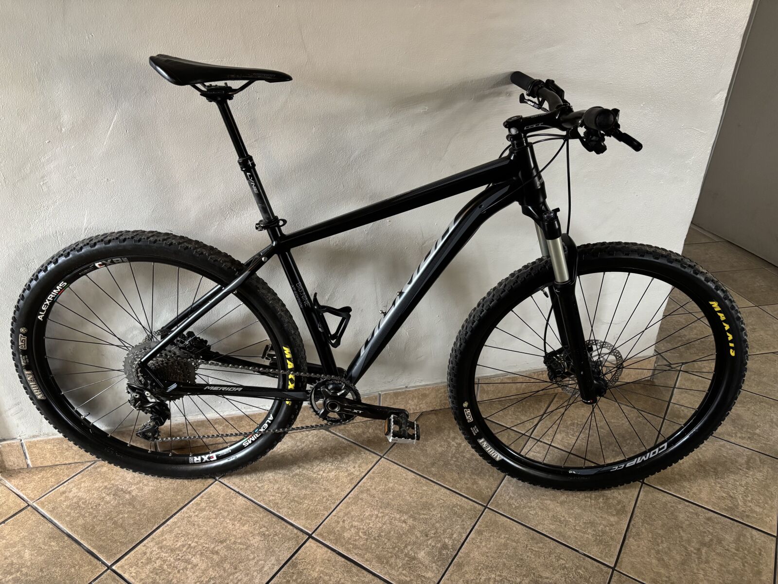 Merida Big Nine XT edition 29er | Hardtail Mountain Bikes | Bike Hub