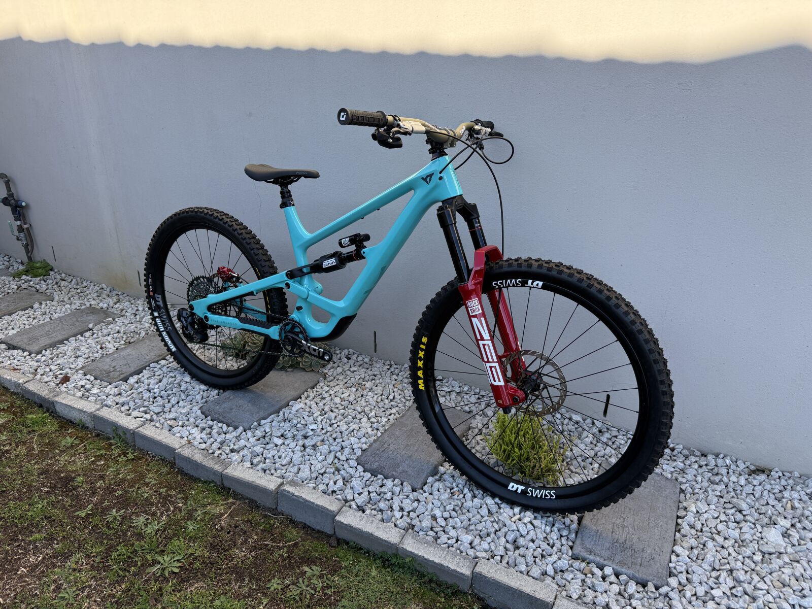YT Capra full SRAM build | Dual Suspension Mountain Bikes | Bike Hub