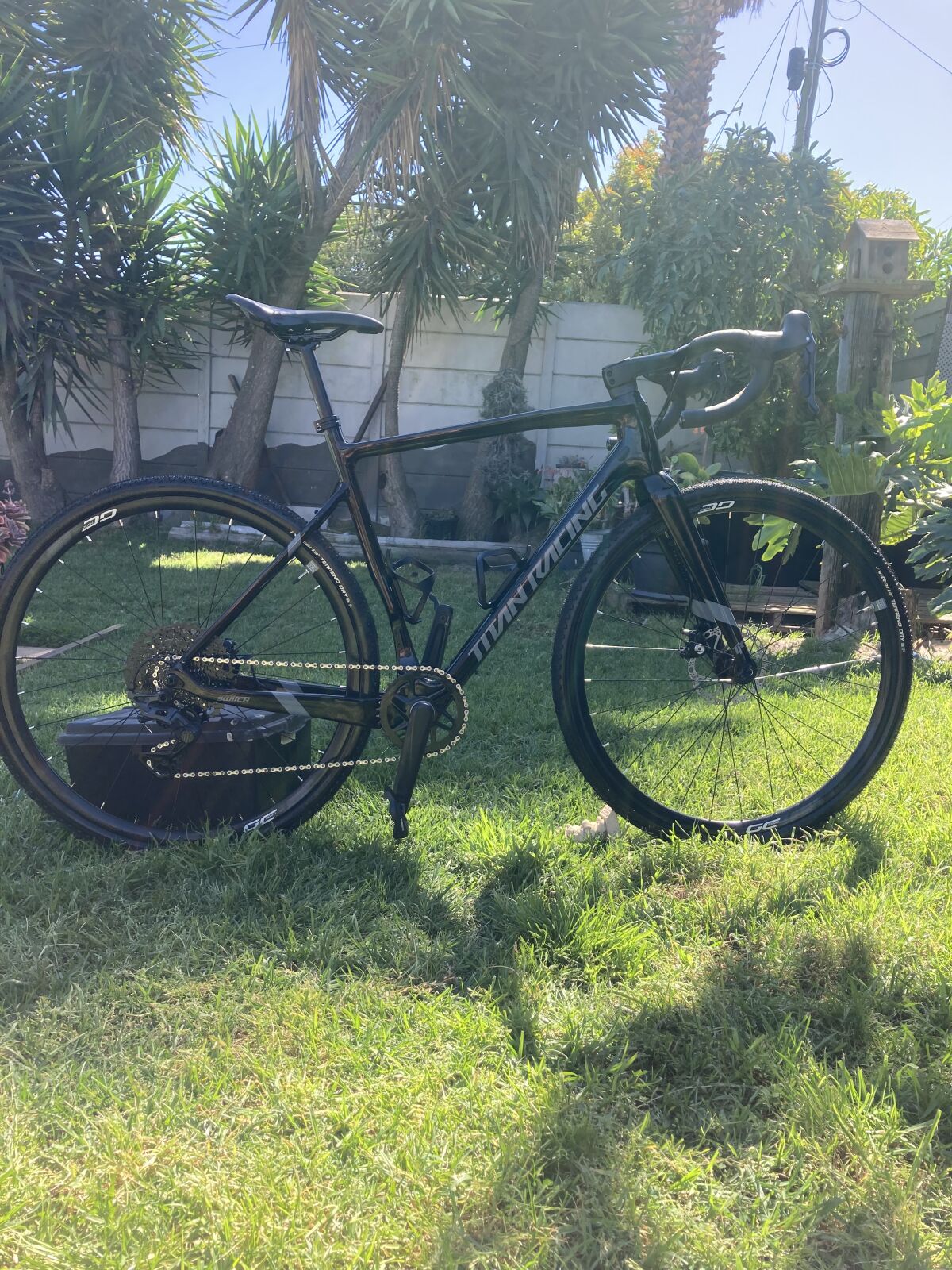 Titian Carbon Gravel Bike | Gravel Bikes | Bike Hub