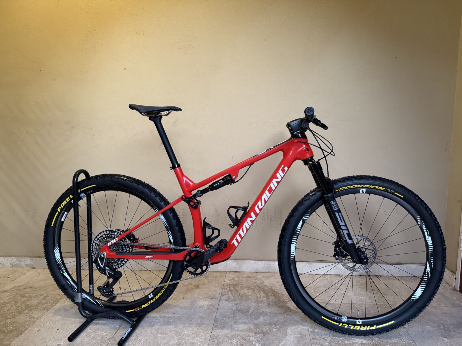 Titan racing cypher team SRAM XX | Dual Suspension Mountain Bikes | Bike Hub