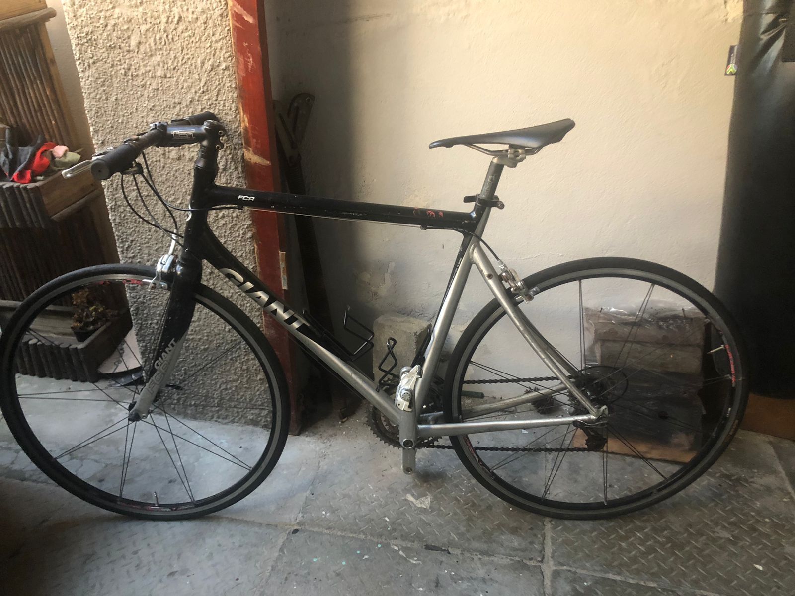 Giant FCR 1 | Road Bikes | Bike Hub