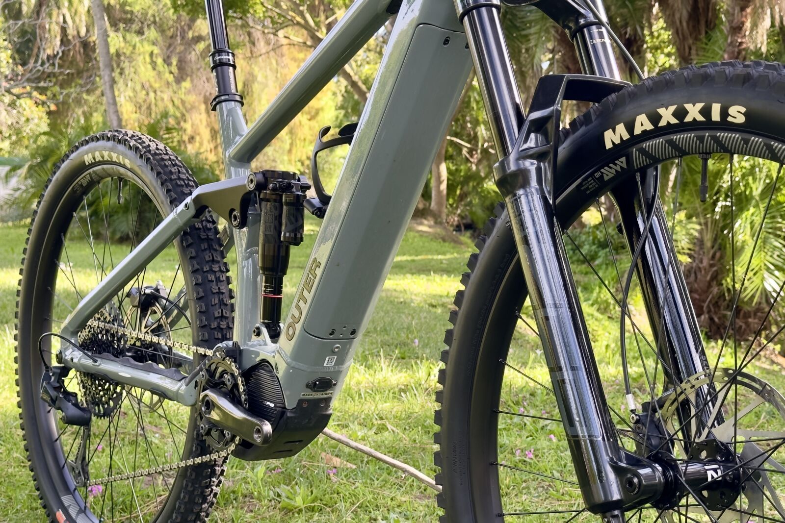 Outer Cycles GX E-Bike | Dual Suspension Mountain E-Bikes | Bike Hub