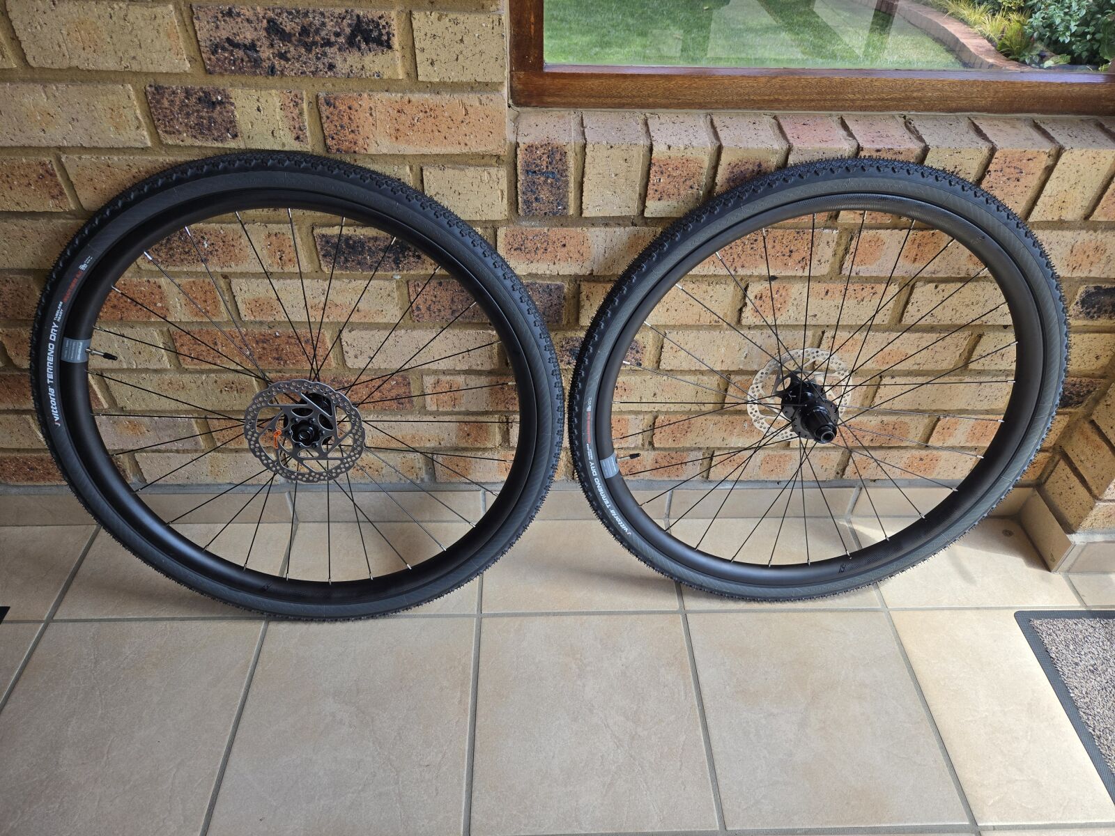Prime Carbon SLC Wheelset (Brand new) | Gravel Bike Wheels | Bike Hub