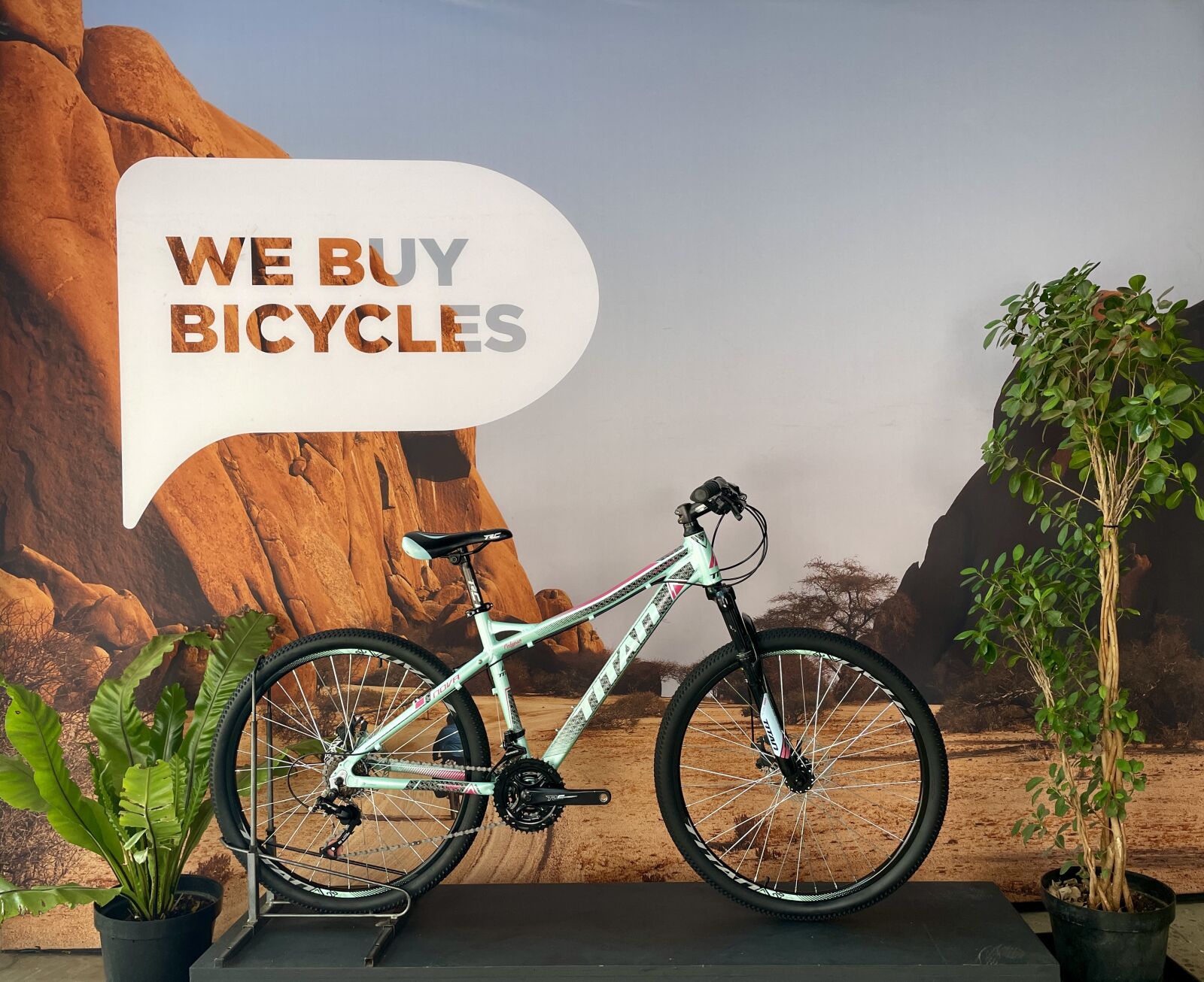 Pre-Owned Titan Calypso Nova (M) BM11202 (2022) | Hardtail Mountain ...