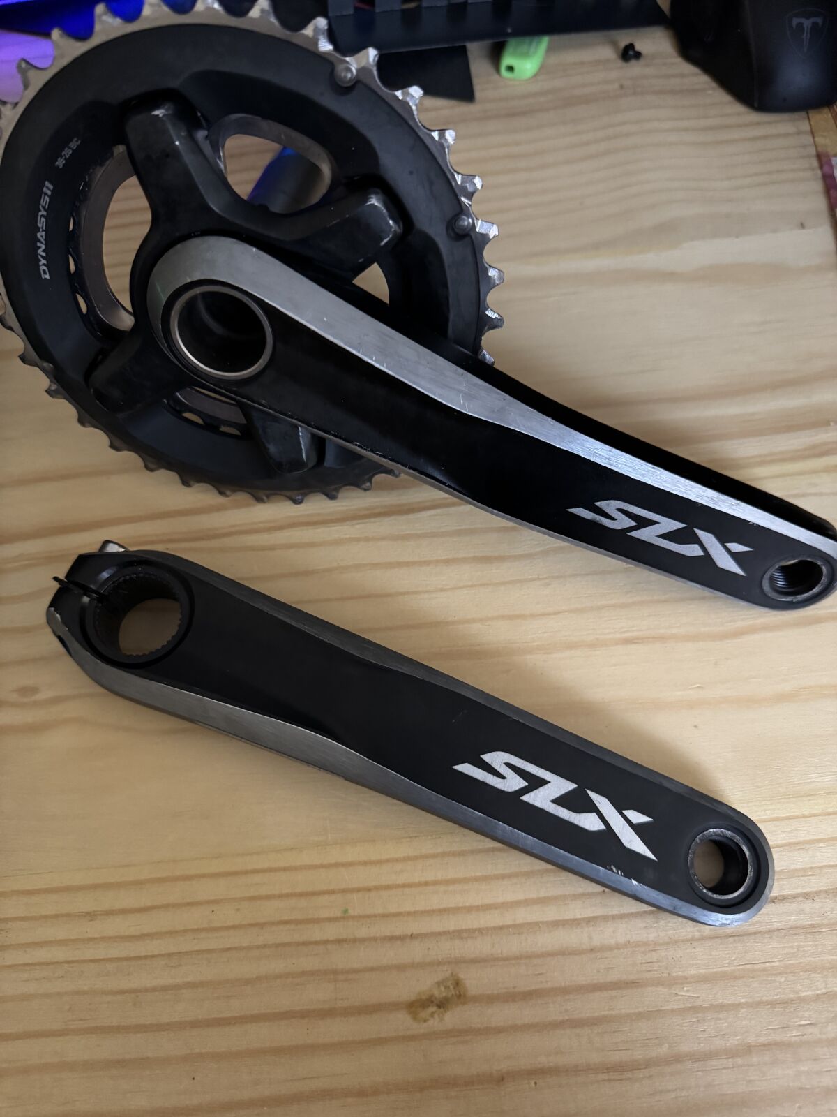 Shimano SLX M7000 Crankset | Cranksets | Bike Hub