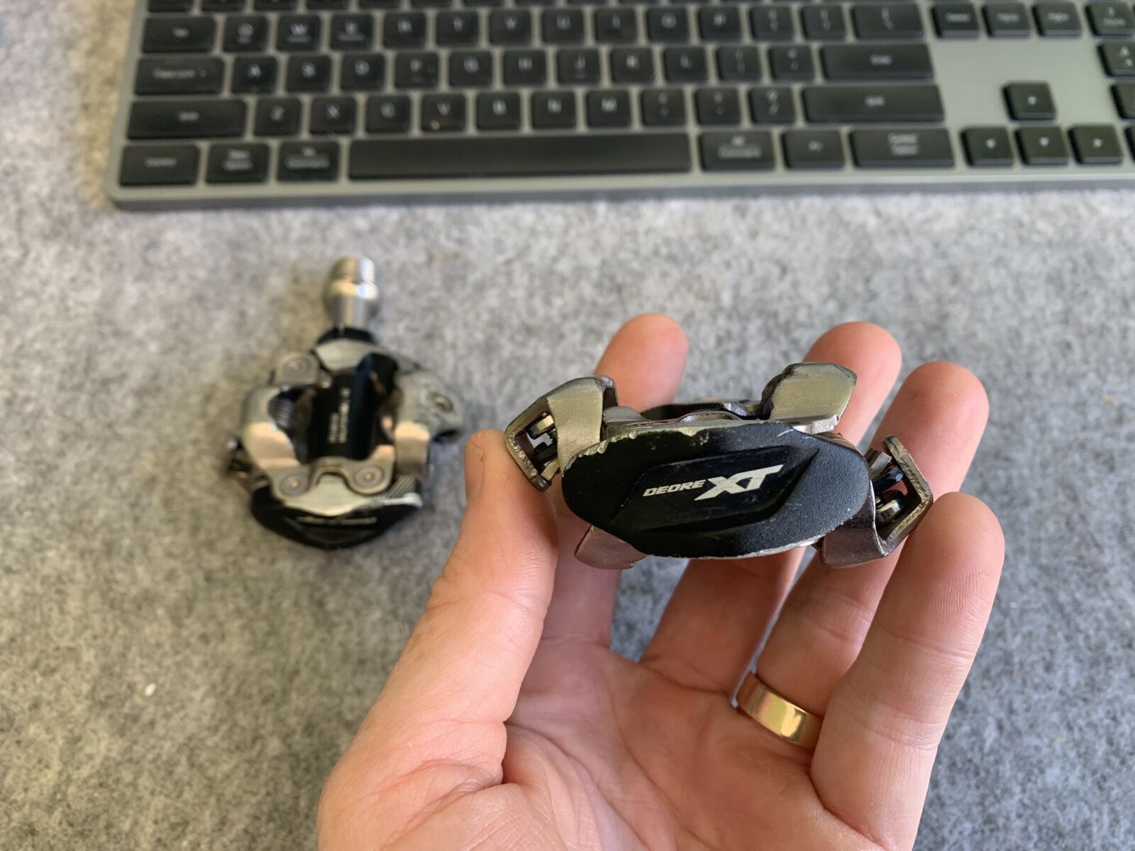 SHIMANO XT M8100 Pedals | Pedals | Bike Hub