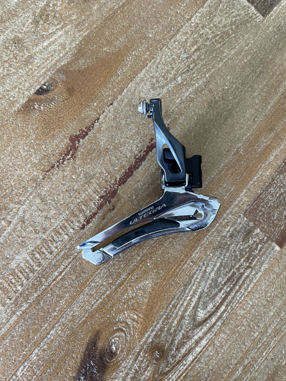 Shimano Ultegra 11spd Front Deraileur | Front Derailleurs | Bike Hub