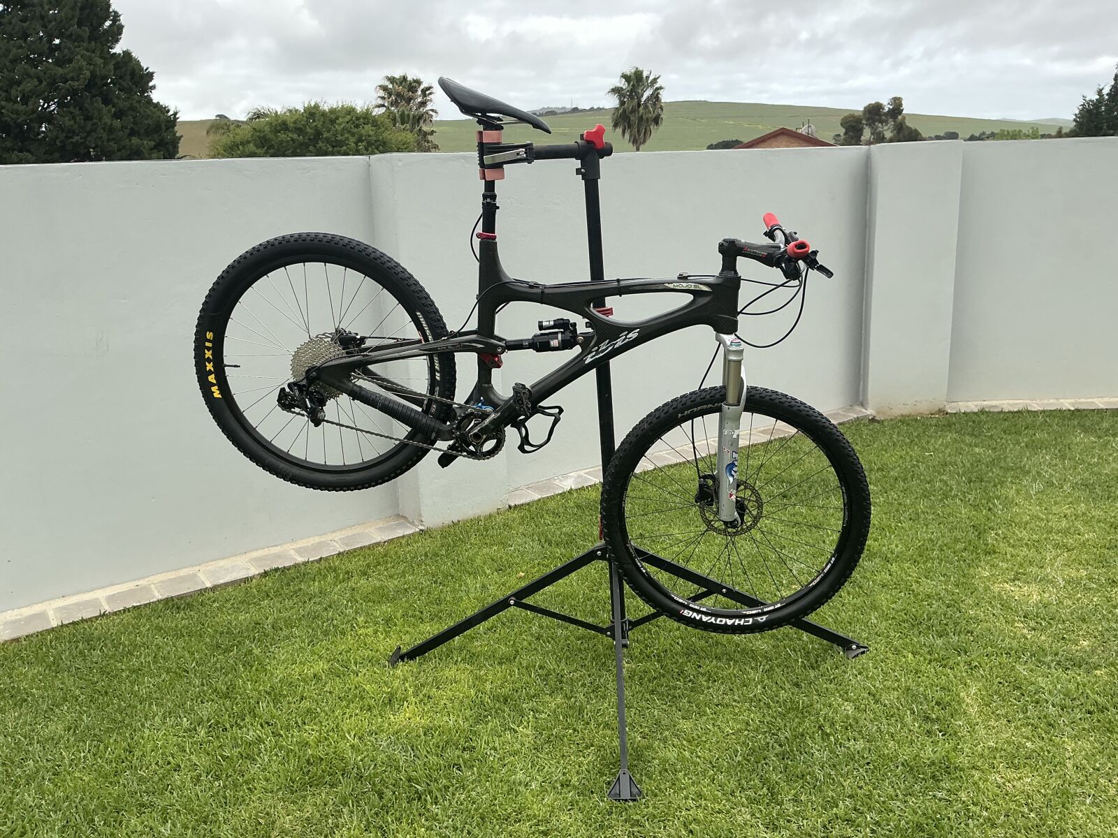 26" Ibis Carbon Dual suspension | Dual Suspension Mountain Bikes | Bike Hub