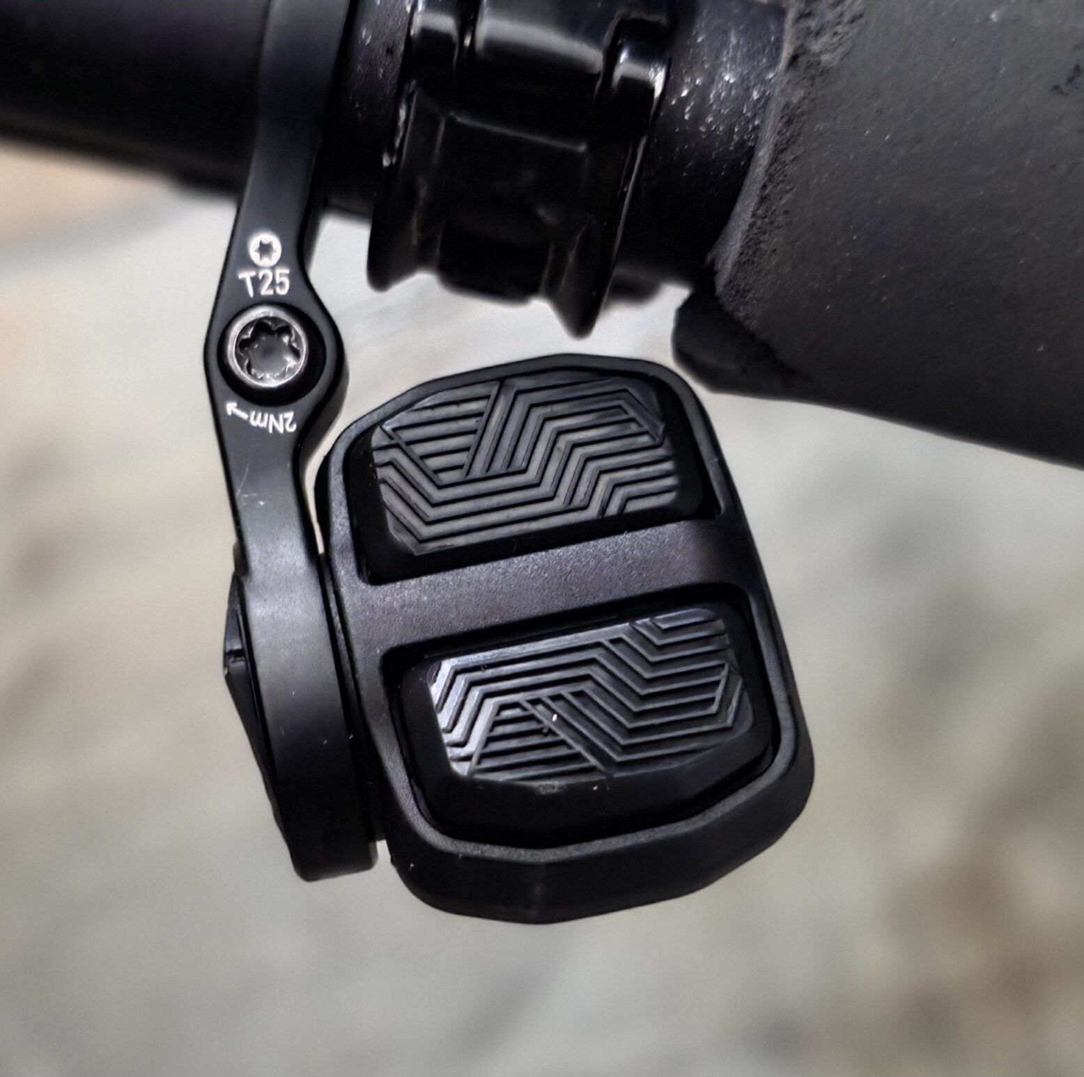 Sram AXS Pod shifter 12 spd | Shifters | Bike Hub