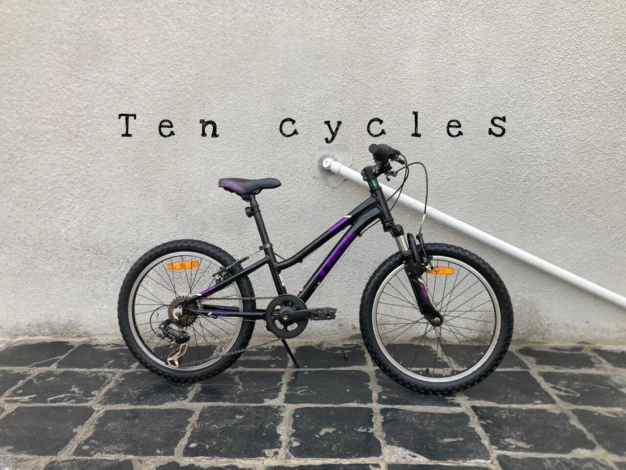 Girls TREK PRECALIBER 20 Inch Mountain bike | Kids Bikes | Bike Hub