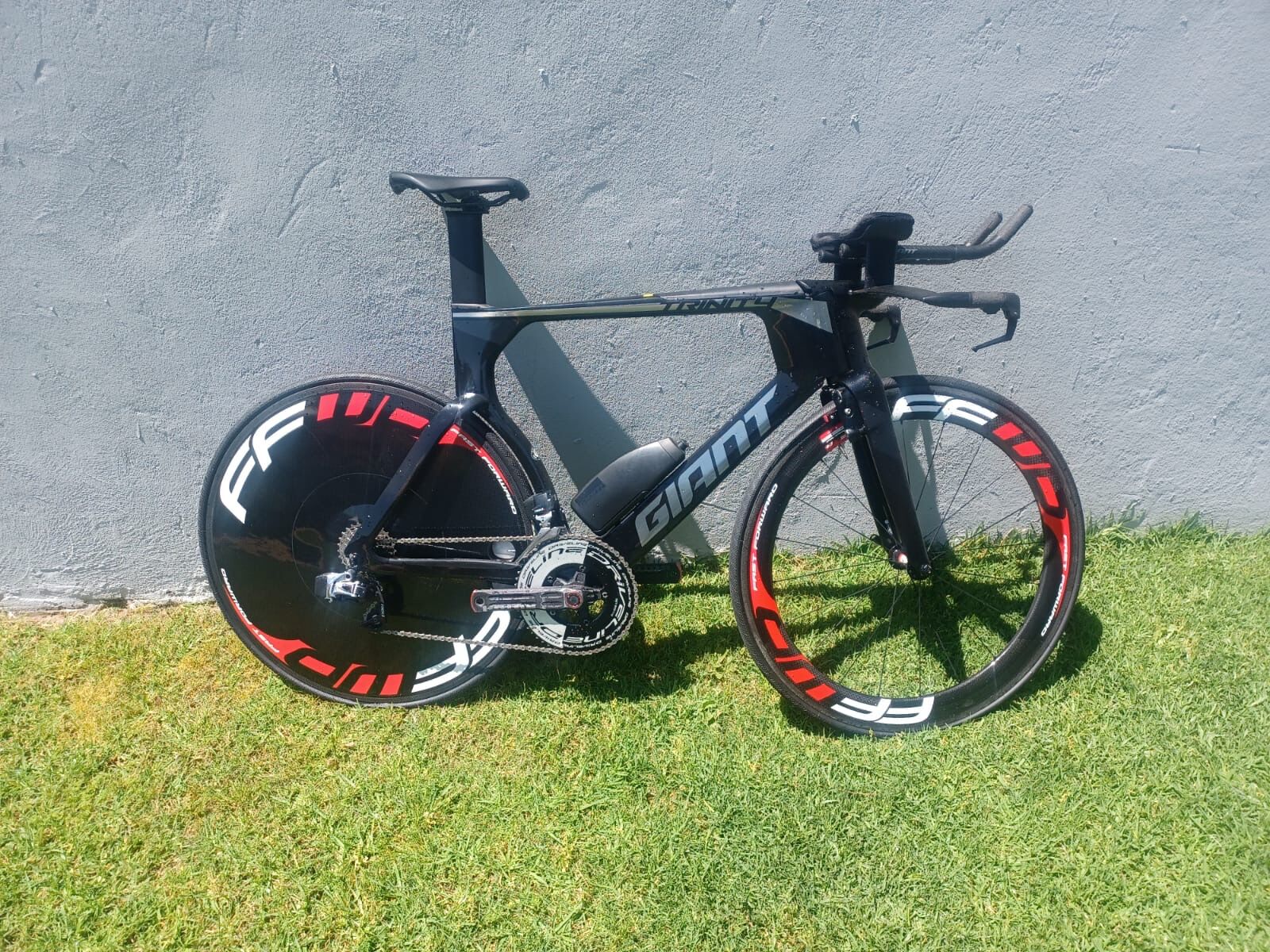 Giant trinity tt bike FF rear disc and 40mm front | Triathlon & Time ...