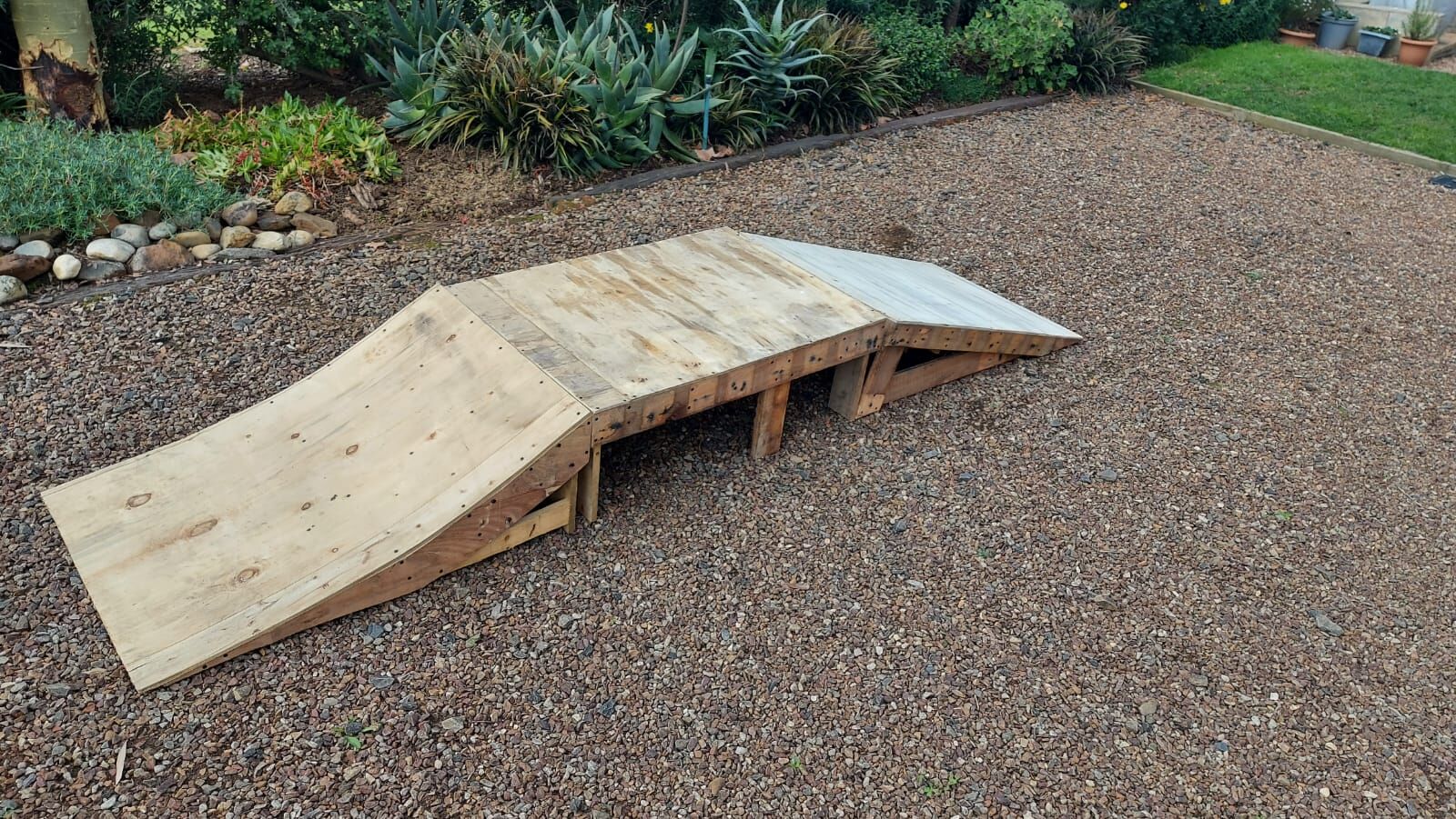 New Box Jump Ramp Custom Built for Bikes | Bike Racks | Bike Hub