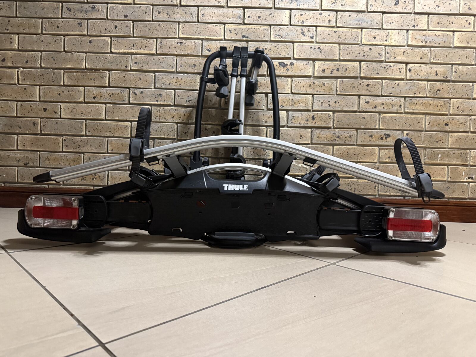 THULE VELOCOMPACT 927 (4 Bike) | Bike Racks | Bike Hub