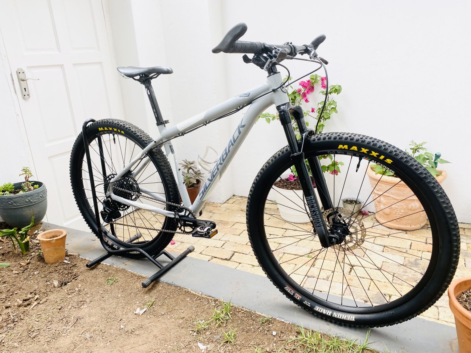 Silverback Spectra Comp (Upgraded ) 29er | Hardtail Mountain Bikes ...