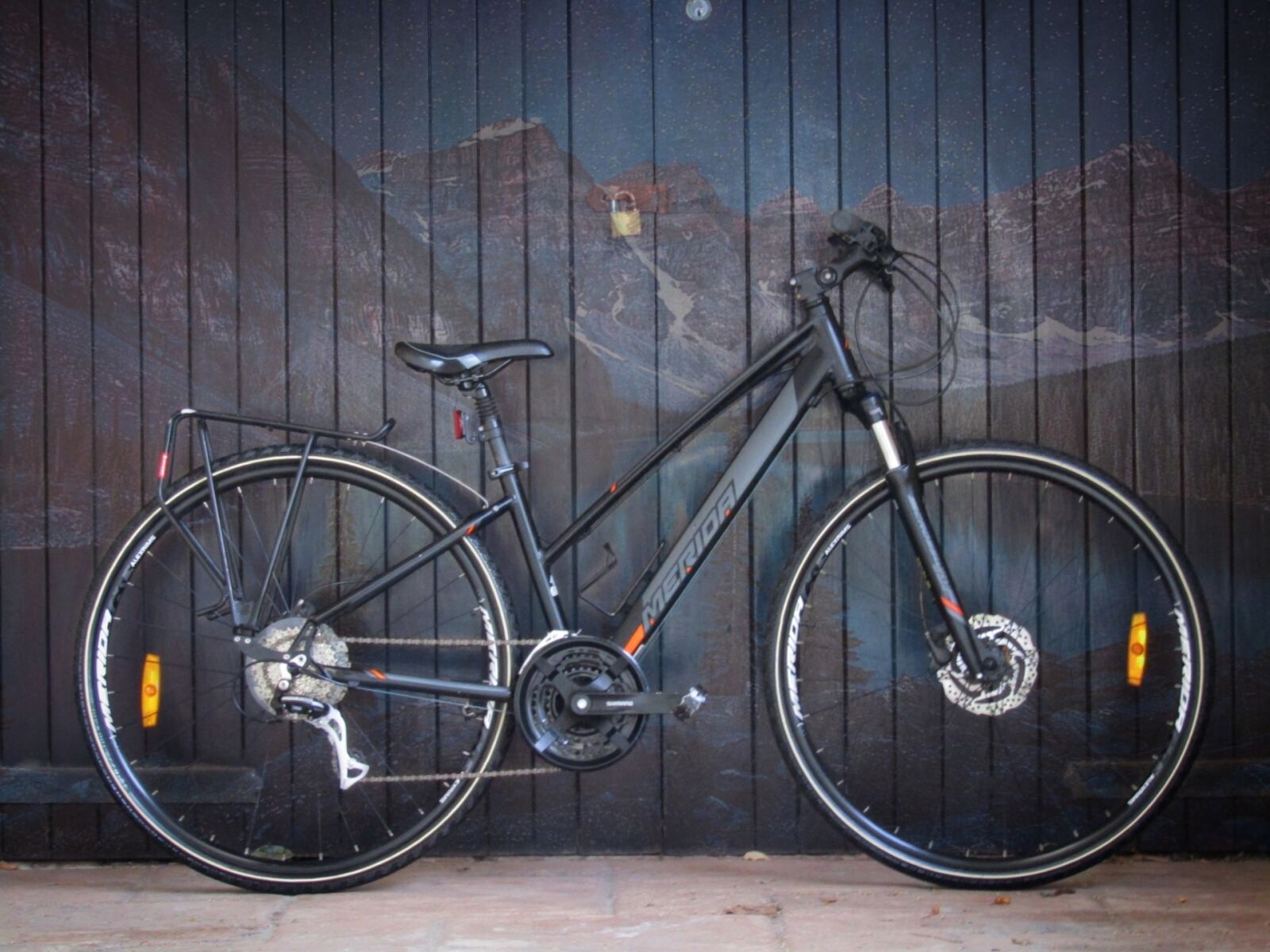 Merida Crossway HYBRID (700x40c) | Commuter Bikes | Bike Hub