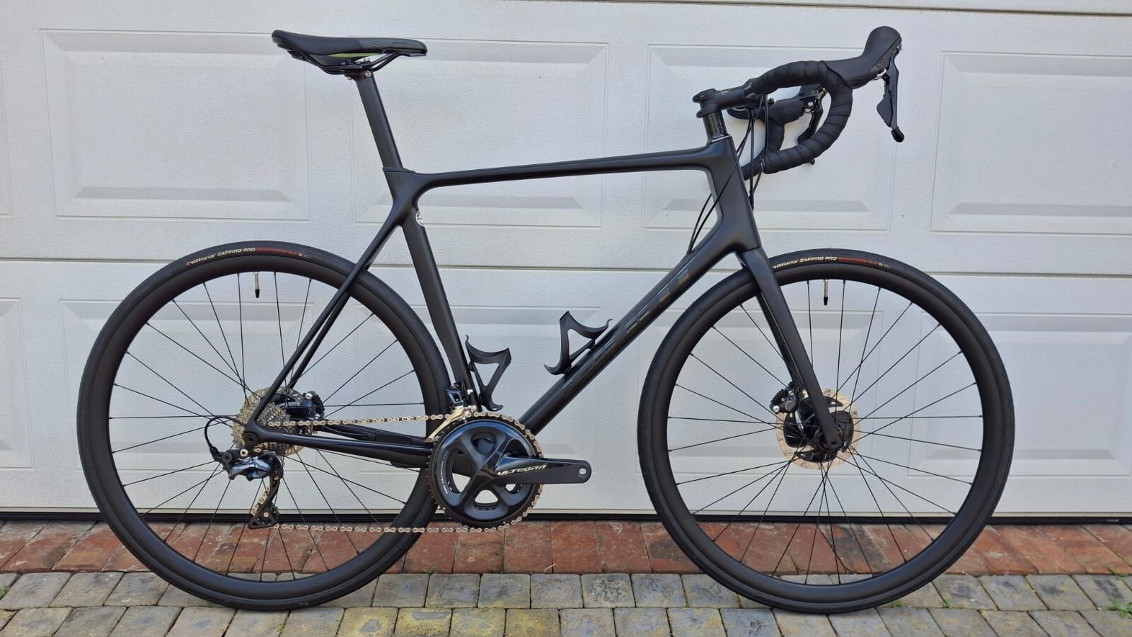 Giant TCR Advanced (Disc) | Road Bikes | Bike Hub