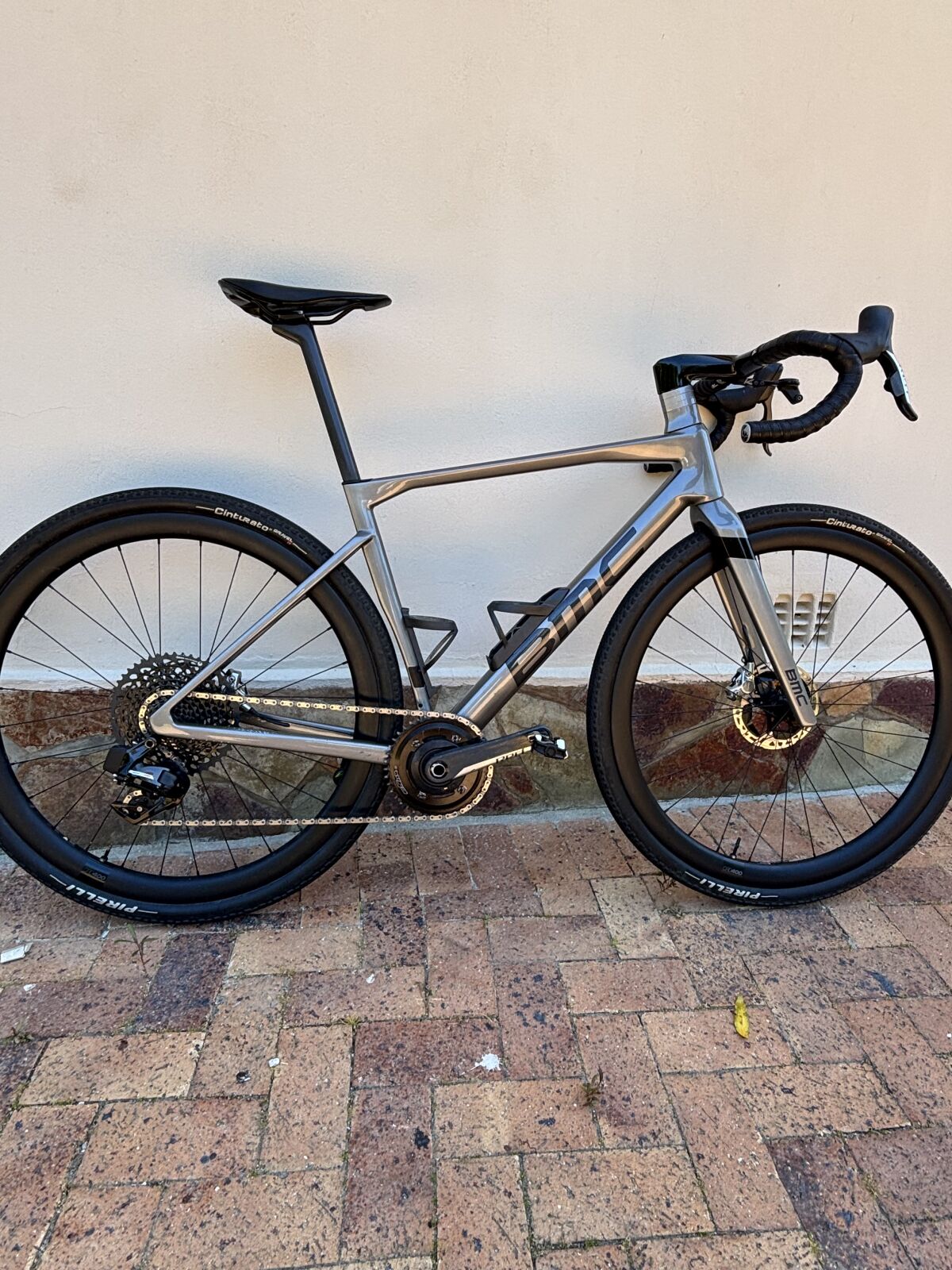 Custom BMC kaius custom painted | Gravel Bikes | Bike Hub