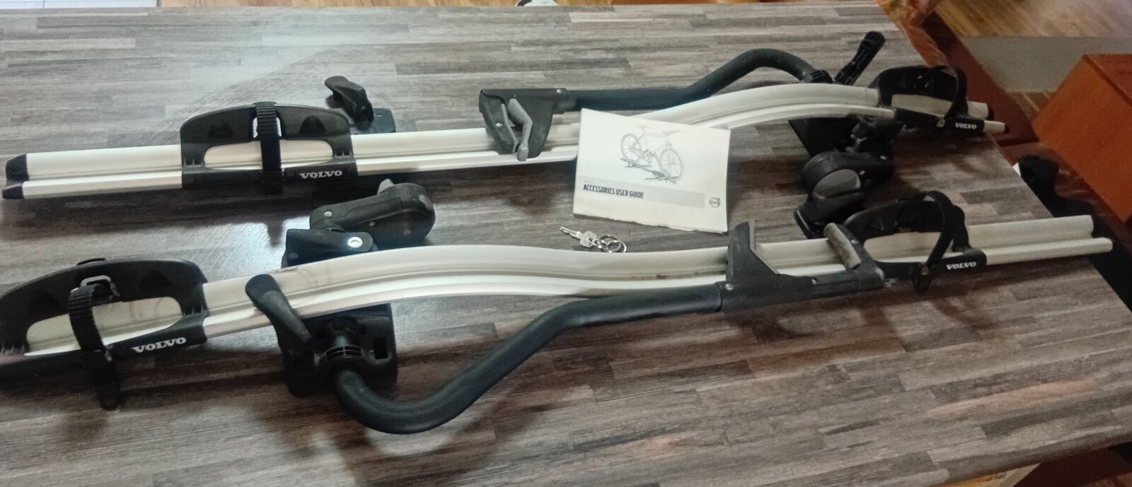 Volvo V40 Bike Racks | Bike Racks | Bike Hub