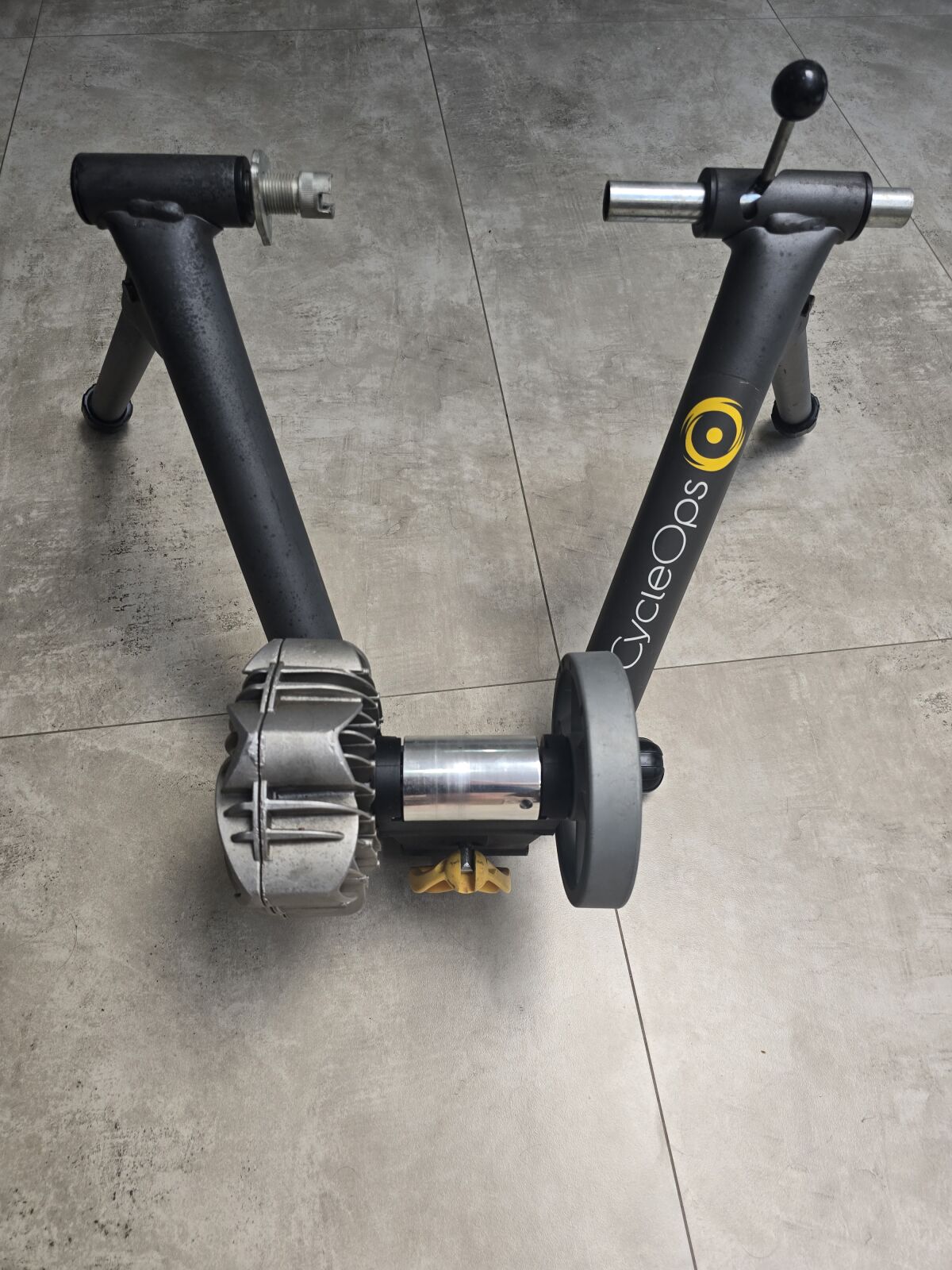 Cyclops Fluid 2 trainer | Indoor Trainers & Accessories | Bike Hub