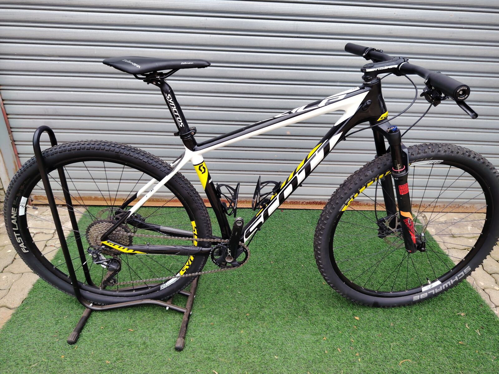 Scott scale 920 carbon | Hardtail Mountain Bikes | Bike Hub
