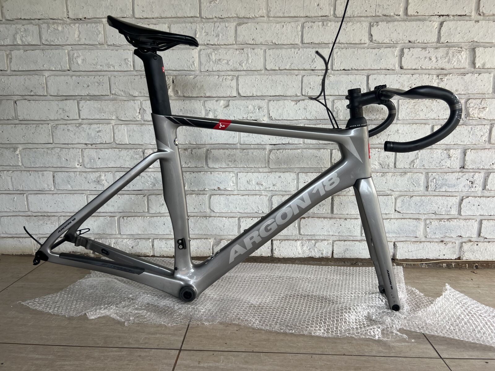 Argon 18 Nitrogen frameset - Medium | Road Bikes | Bike Hub