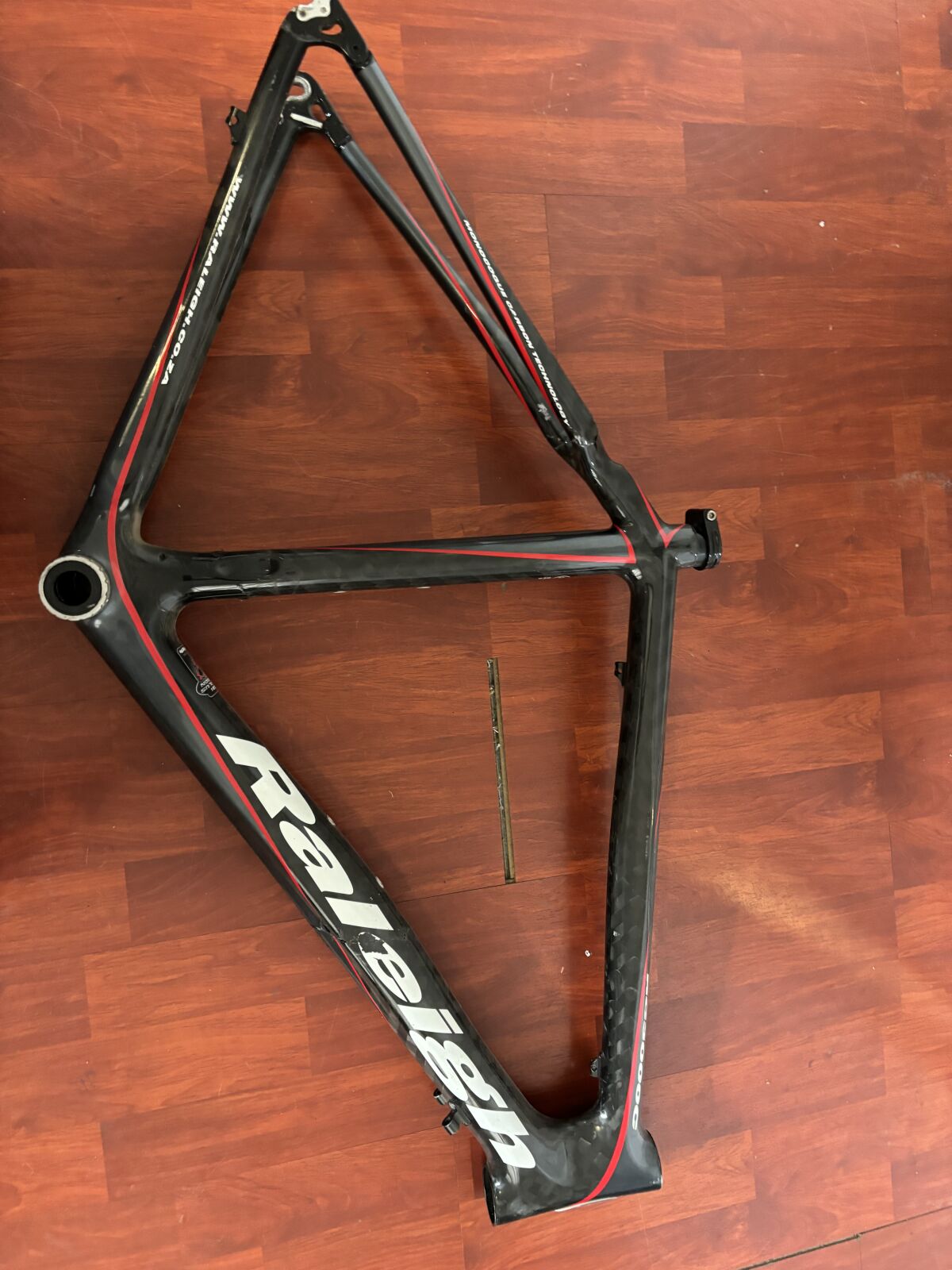 Raleigh Rc3000 Carbon Frame (Cracked) | Road Bike Frames | Bike Hub