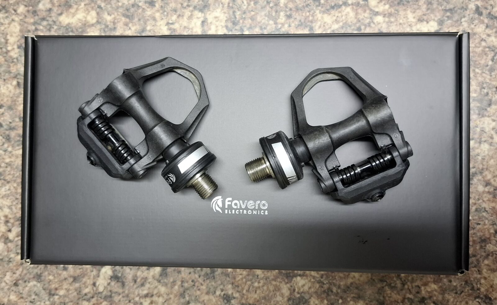 Favero Assioma Duo Pedals | Power Meters | Bike Hub