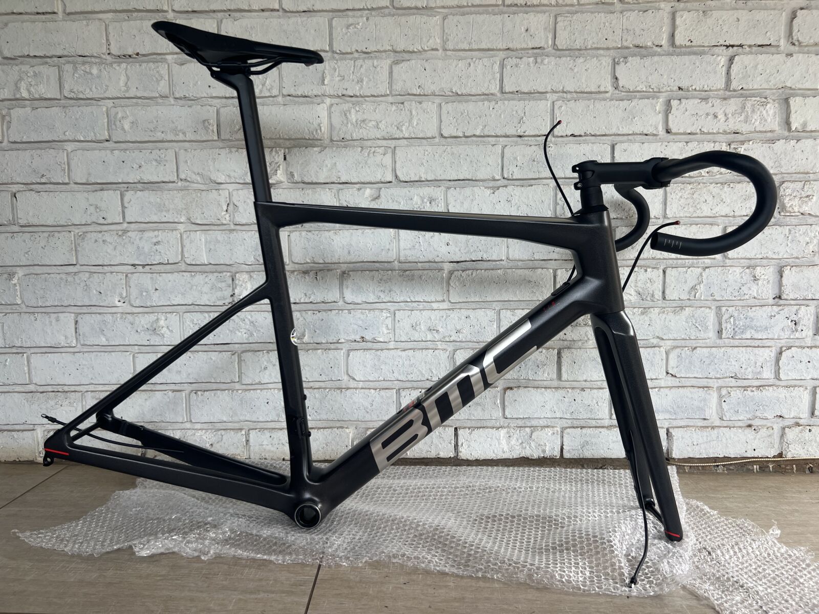 BMC SLR 4 - 56cm - *New* | Road Bikes | Bike Hub