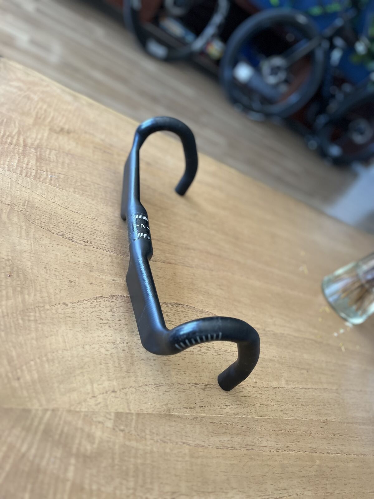 Prime Primavera Carbon Aero Handlebar | Handlebars | Bike Hub