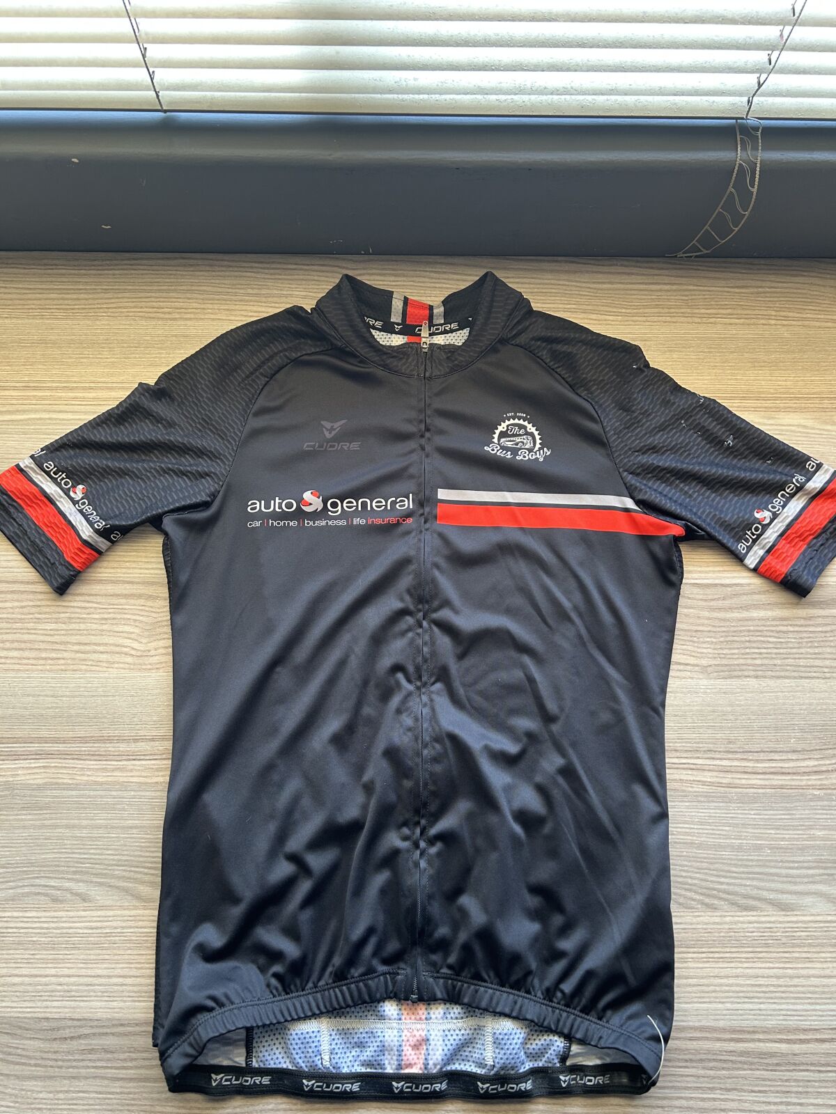 Cuore shirt and bib kit | Protective Gear | Bike Hub