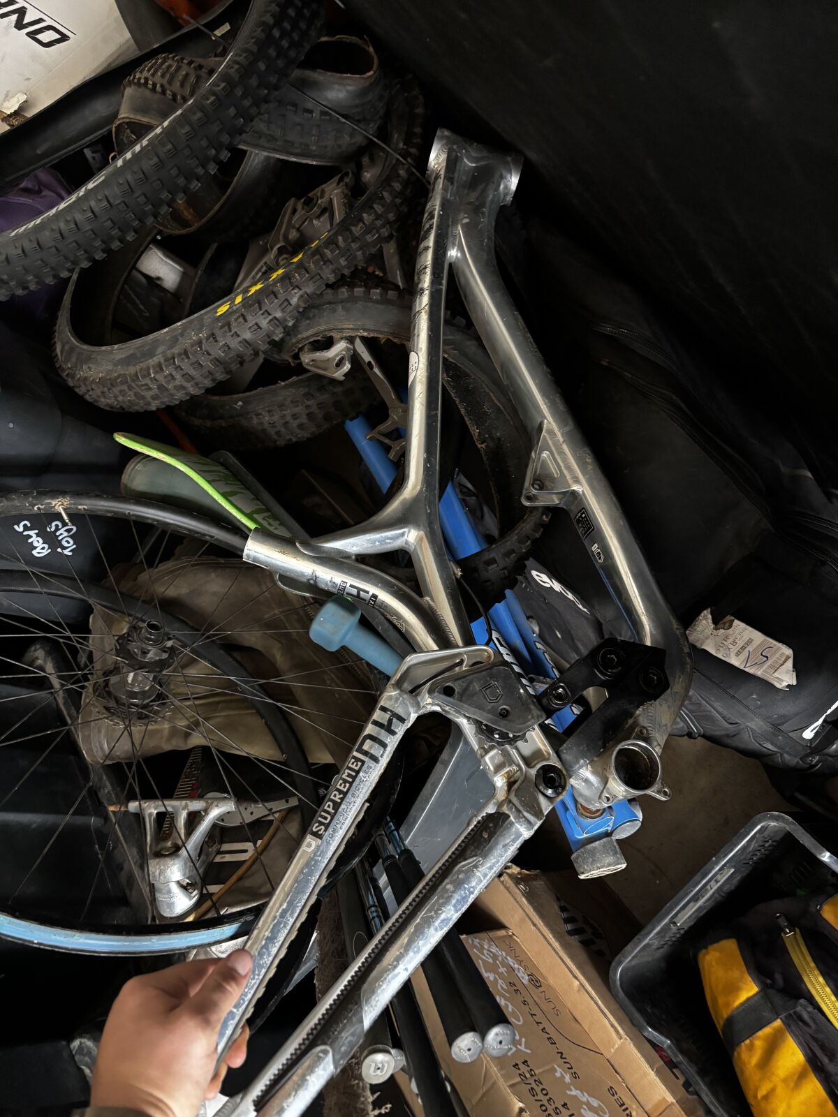 commencal supreme dh L and XL | Downhill Bike Frames | Bike Hub