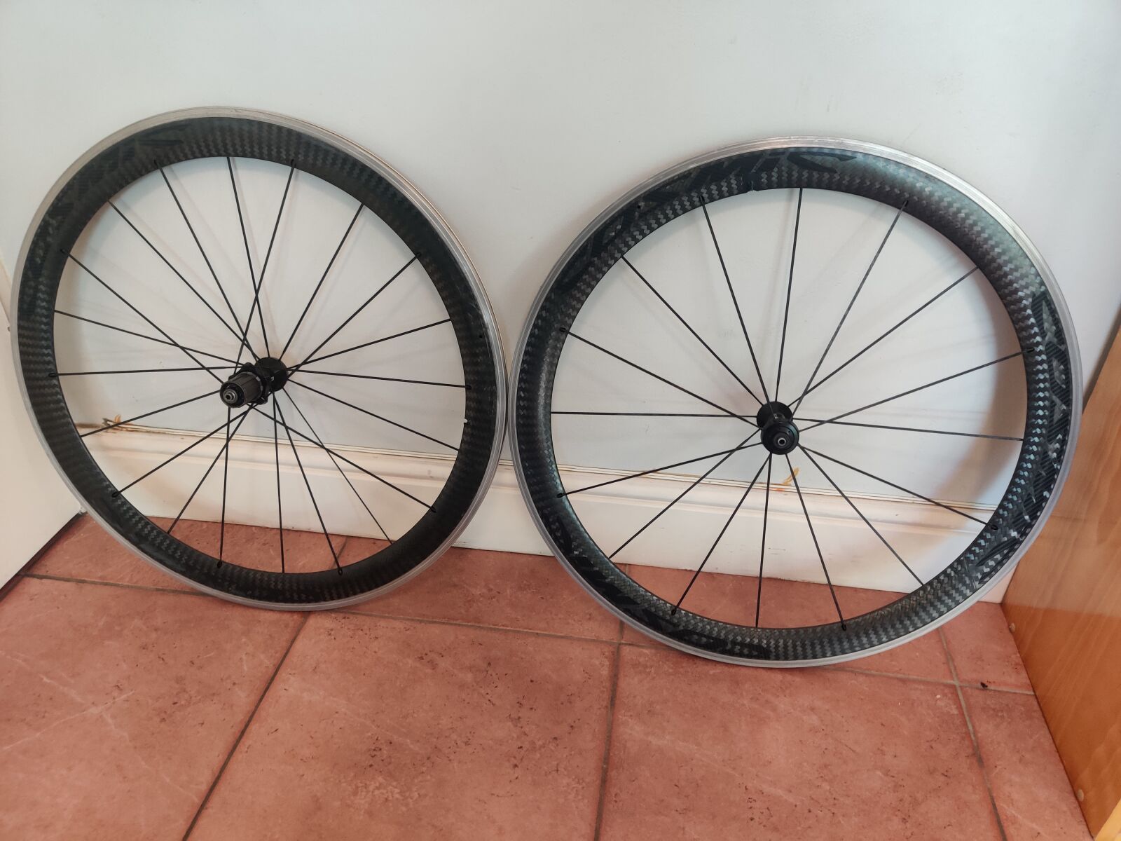 Mavic Cosmic SL Wheelset | Road Bike Wheels | Bike Hub
