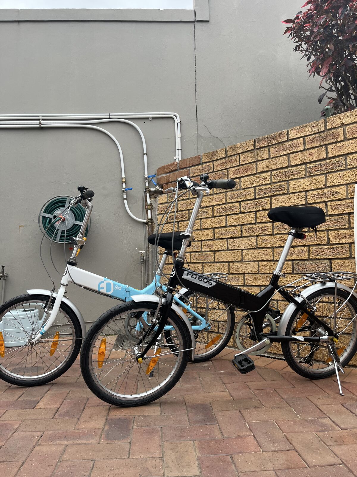 Giant 806 folding Bicycle | Commuter Bikes | Bike Hub