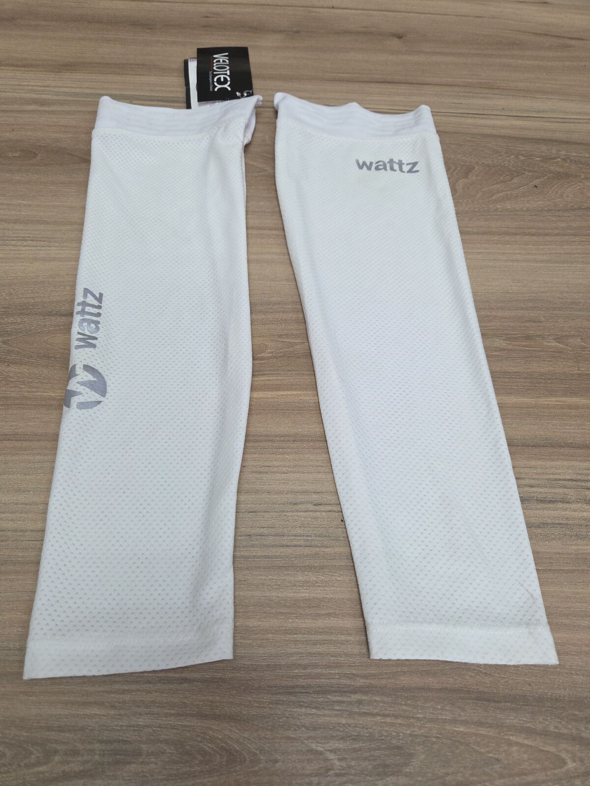 WATTZ WHITE ARM SLEEVES | Other Apparel | Bike Hub