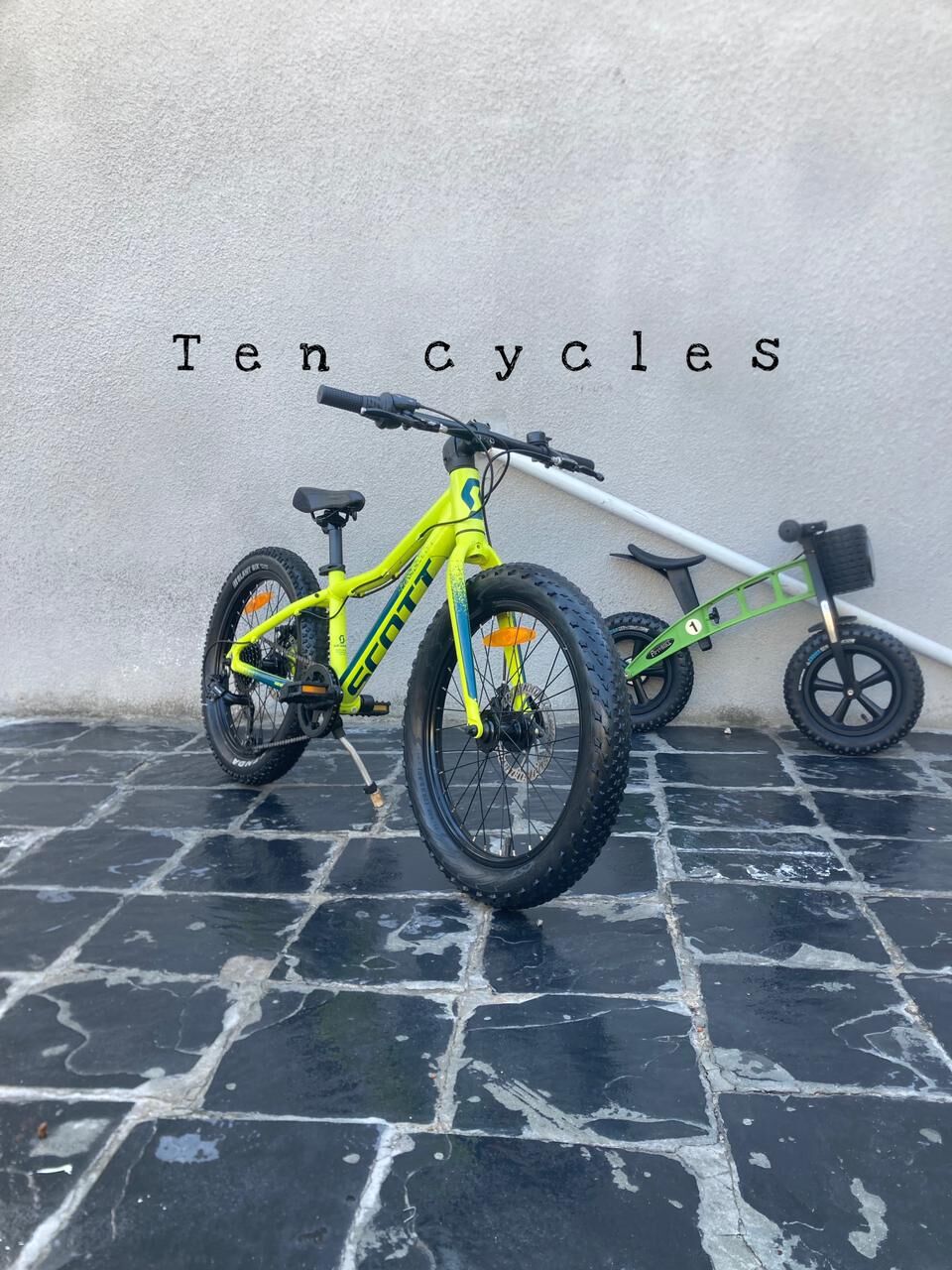 SCOTT ROXTER 20 Inch hybrid Mountain bike | Kids Bikes | Bike Hub