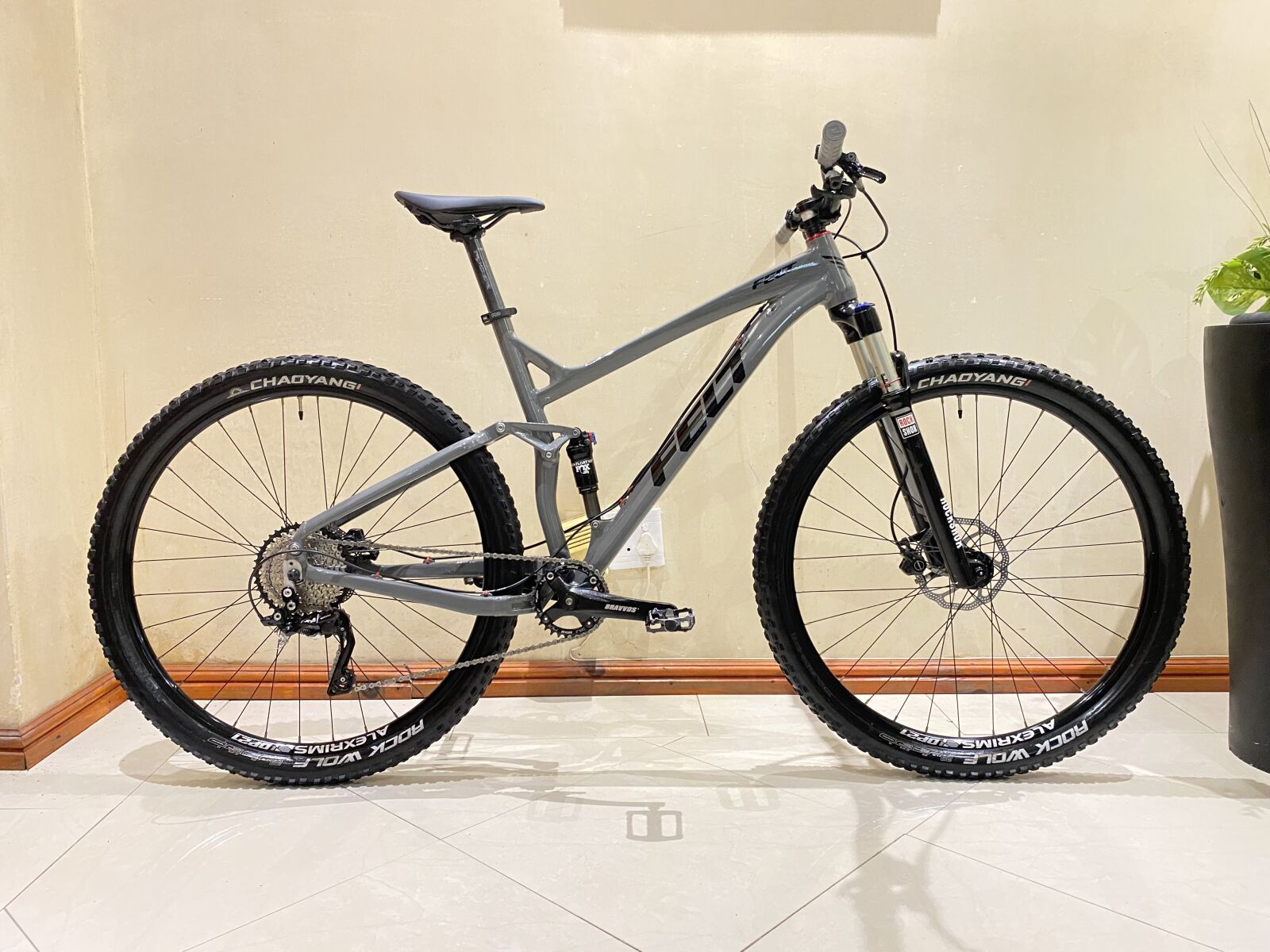 Felt edict | Dual Suspension Mountain Bikes | Bike Hub