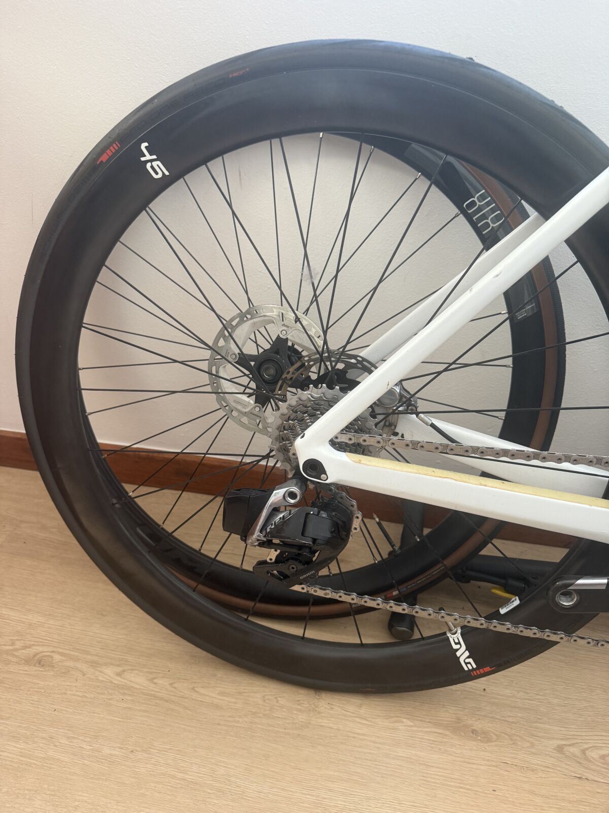 BMC Time Machine R01 | Road Bikes | Bike Hub
